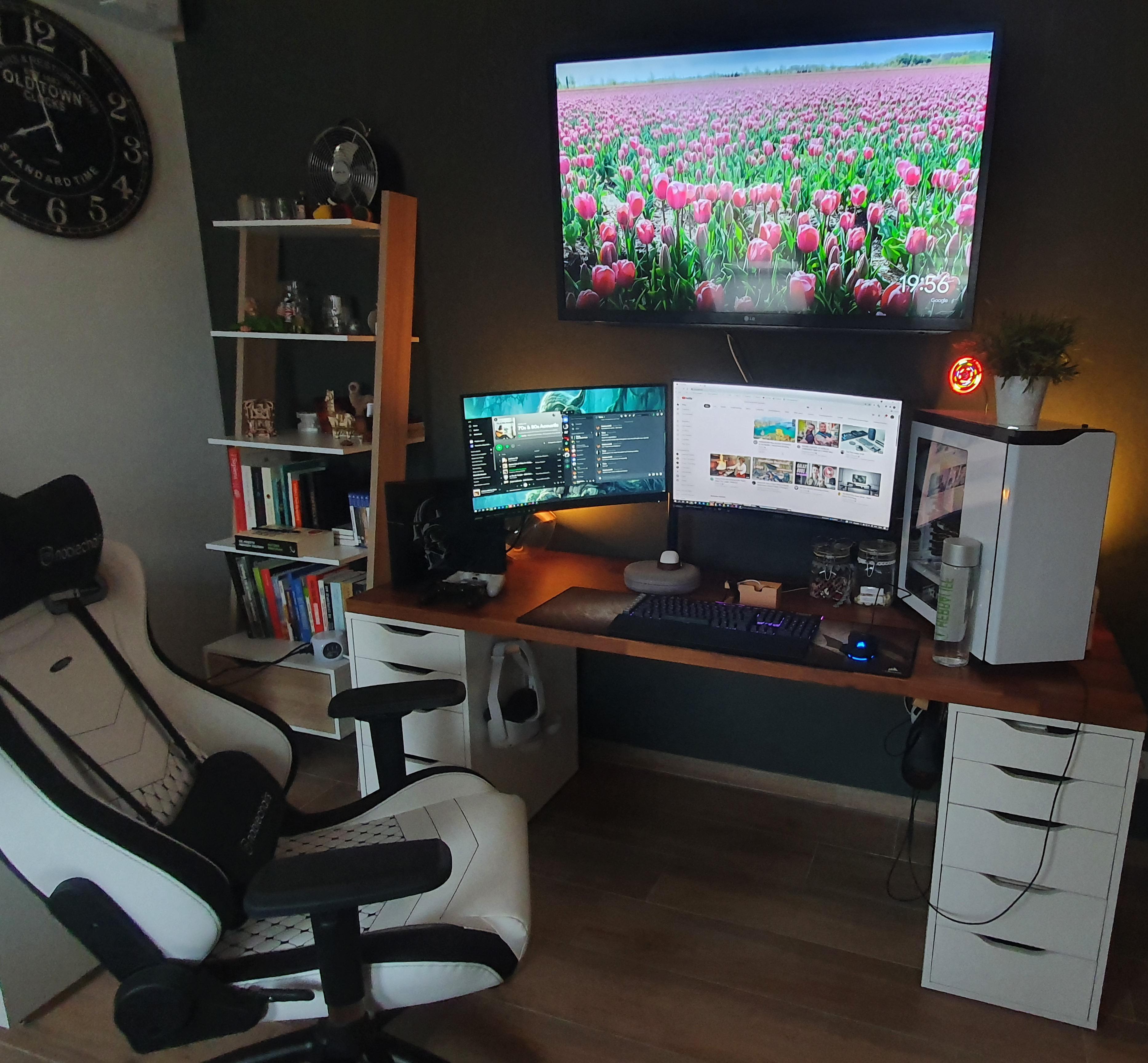 My gaming setup ! | Scrolller