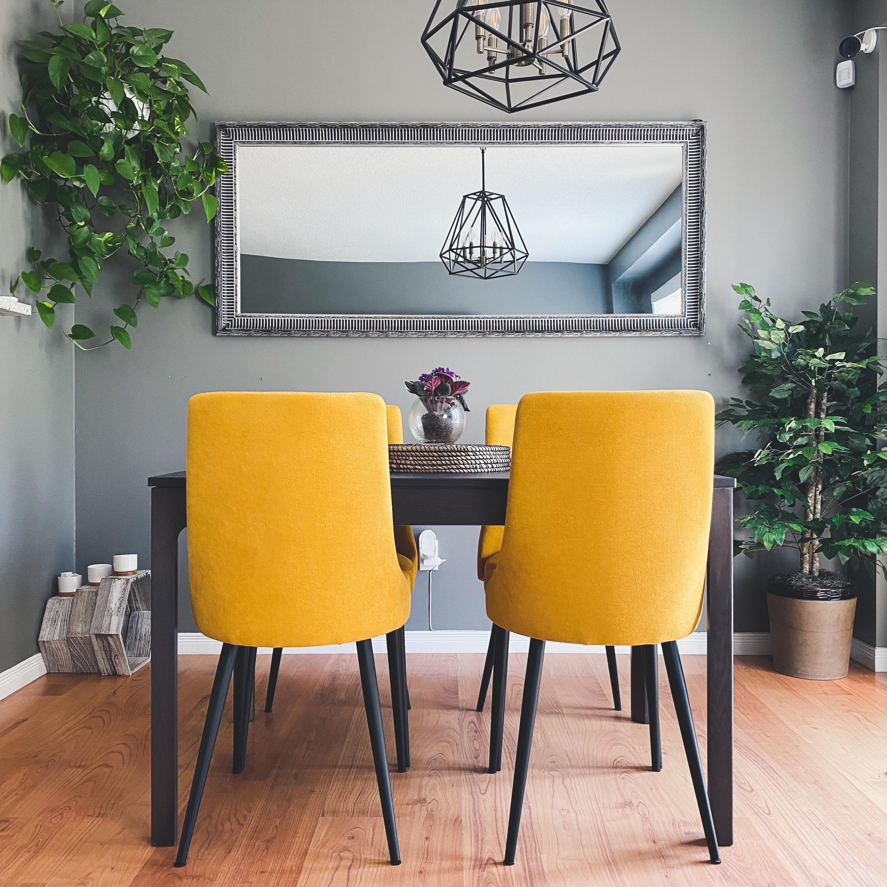 My little dining area | Scrolller