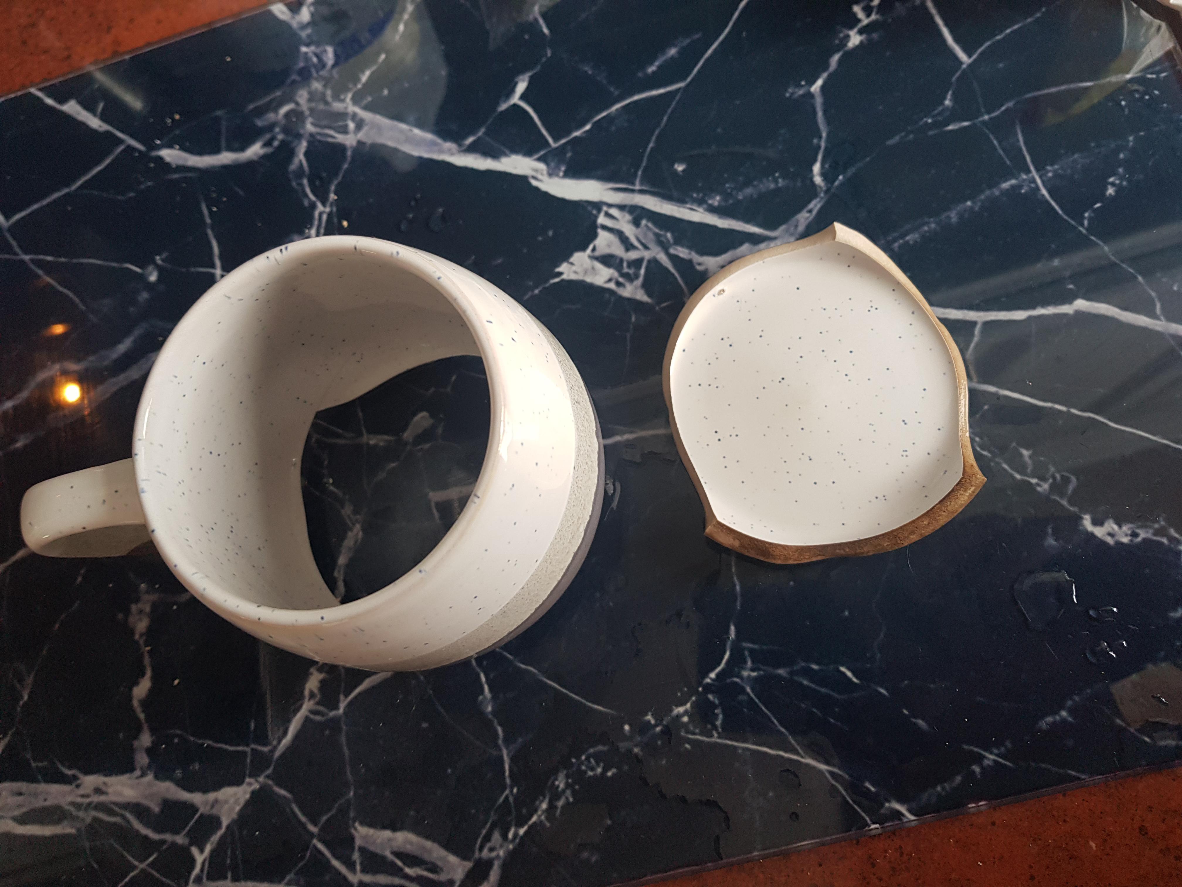 MY MUG NEITHER HALF EMPTY NOR FULL 🤣 | Scrolller