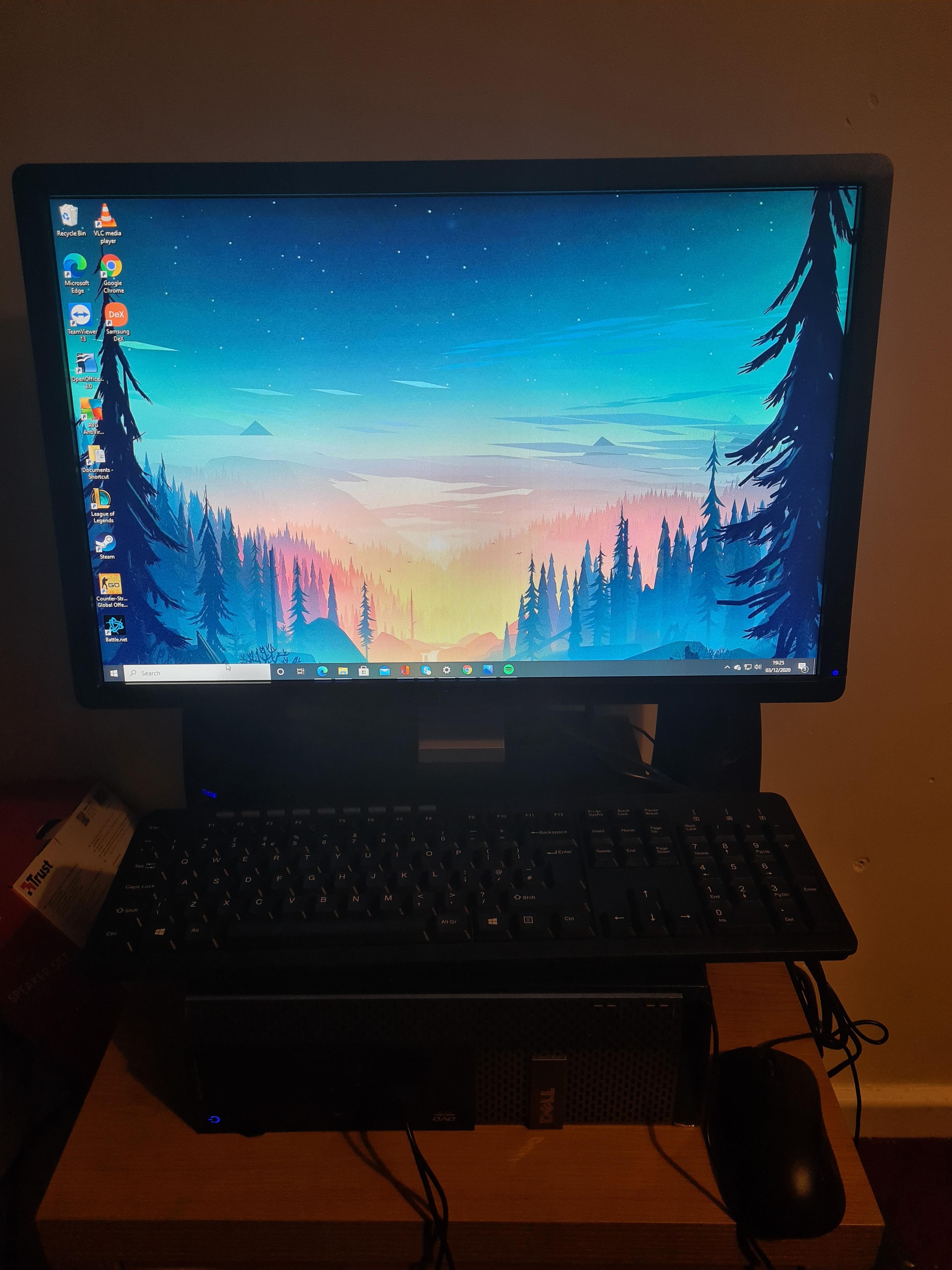 My new setup | Scrolller