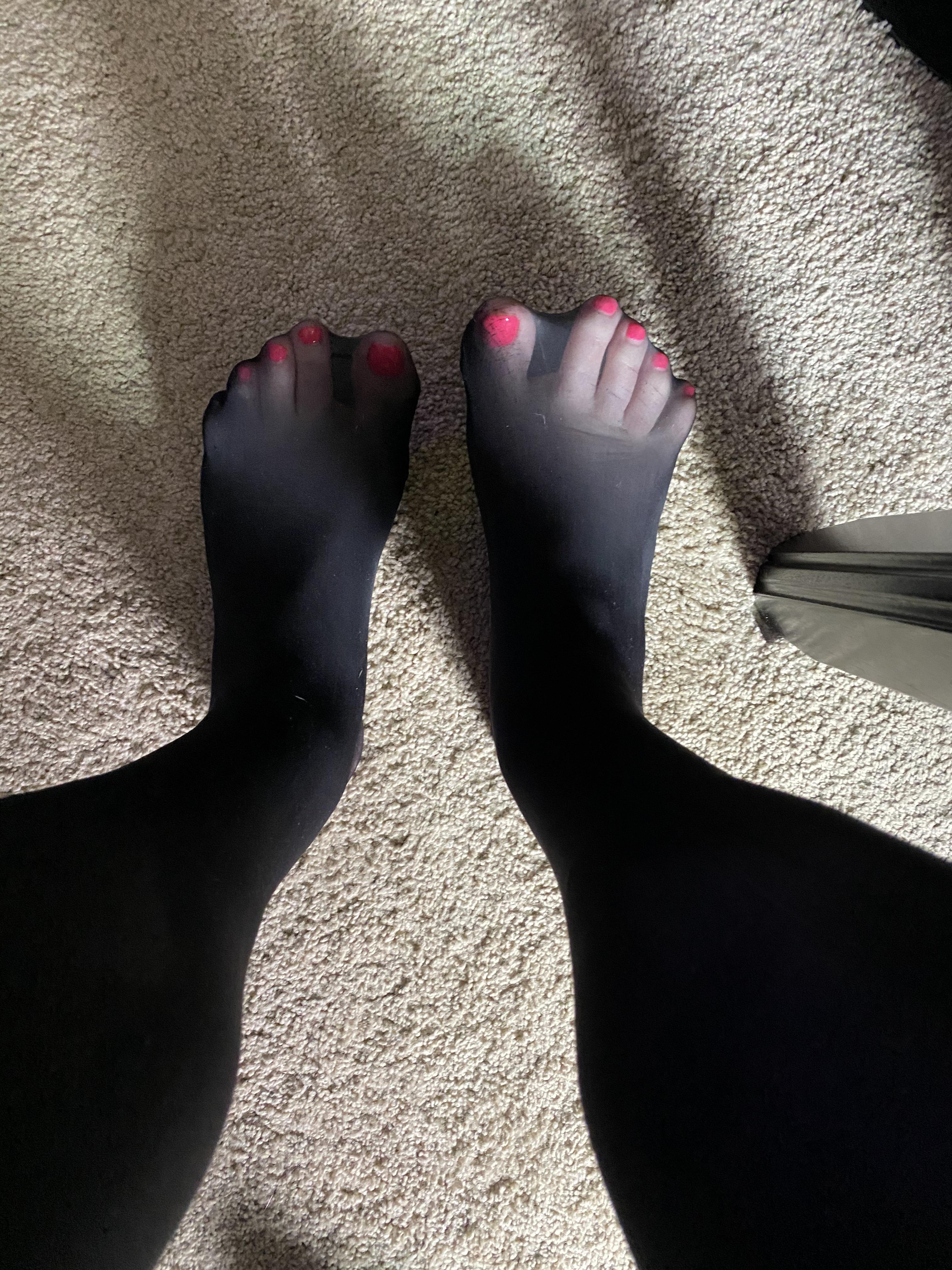 My pantyhose feet need attention | Scrolller