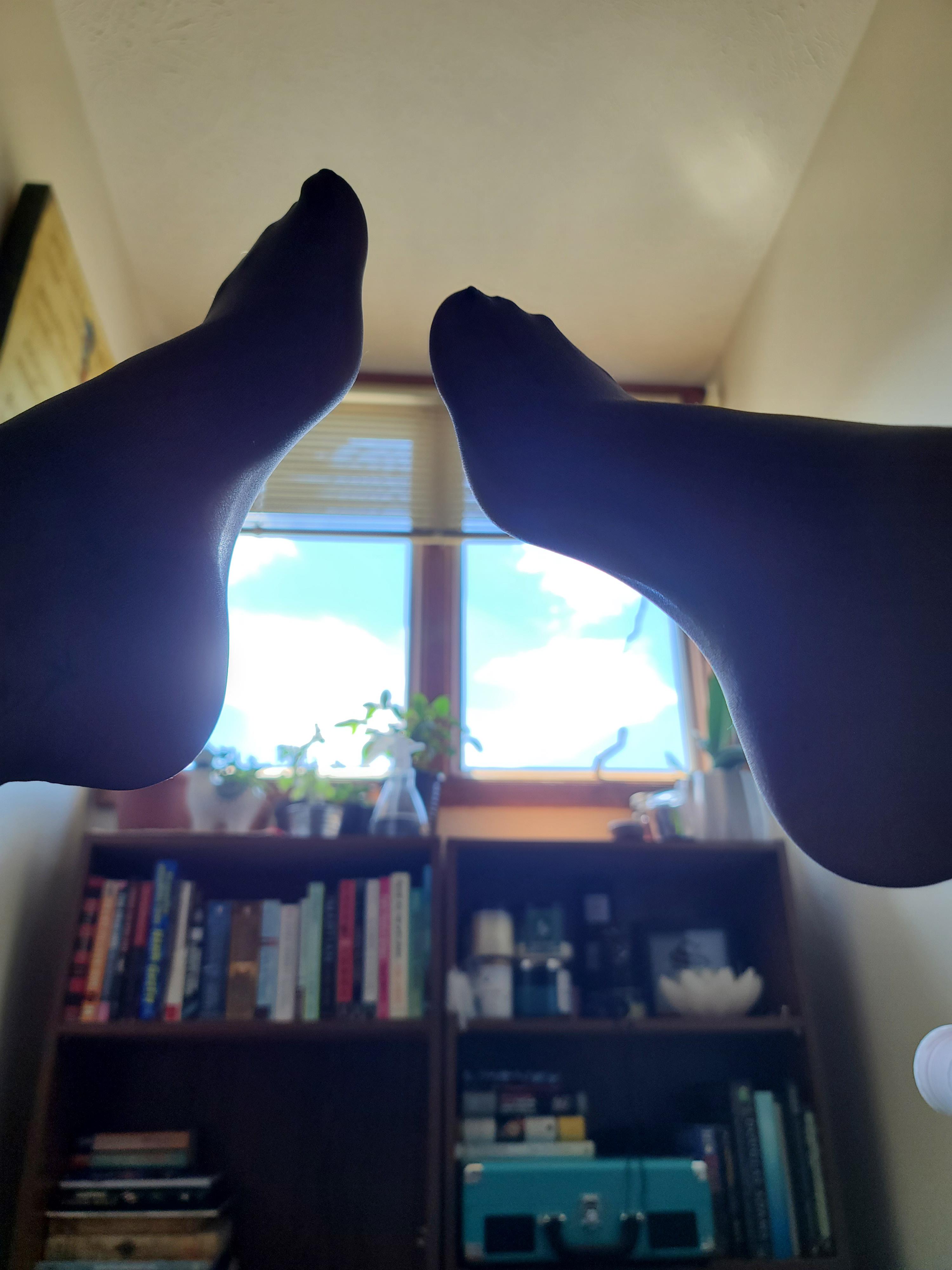 My POV while you feast | Scrolller