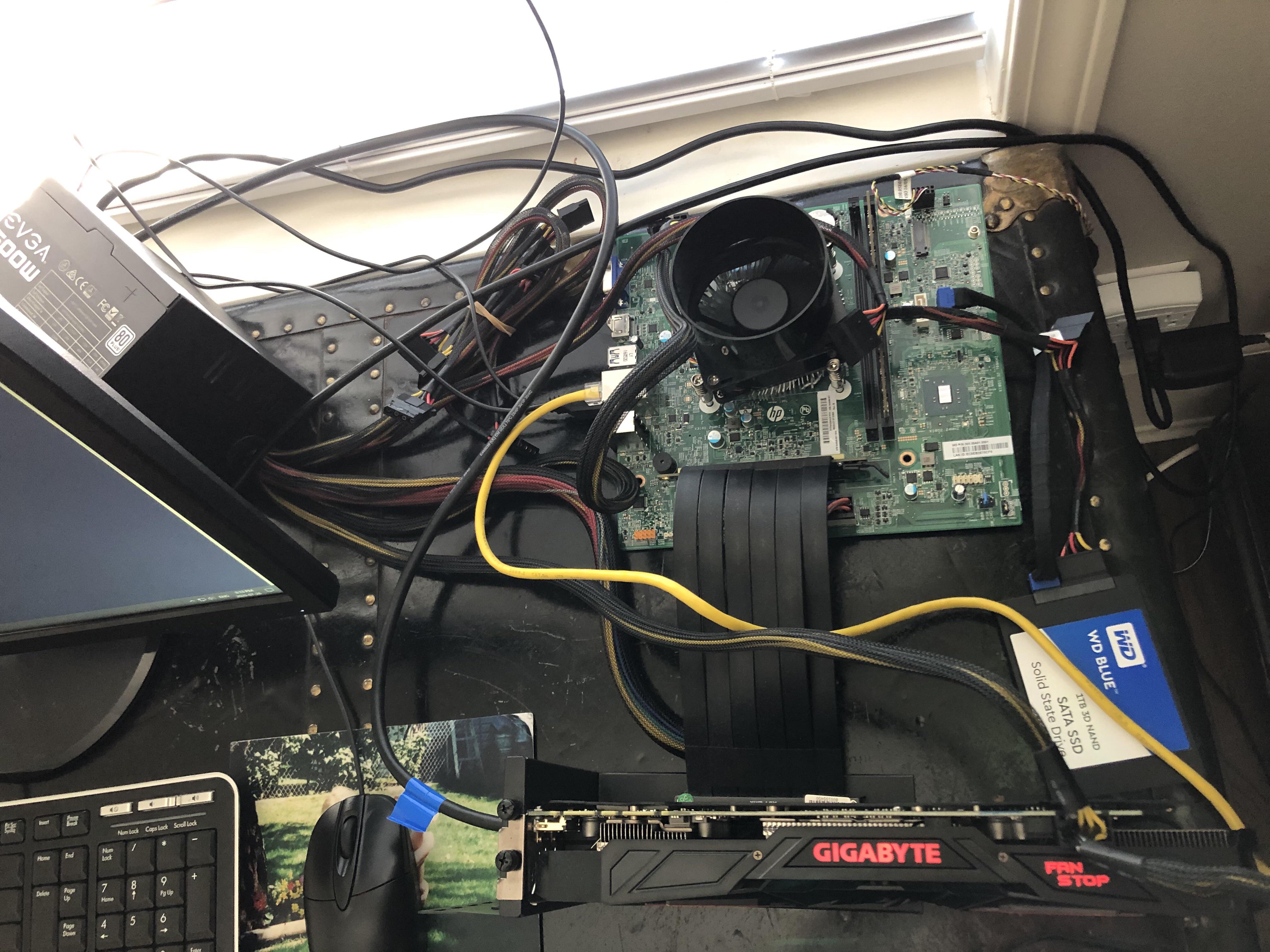 My Pro Gamer Setup | Scrolller