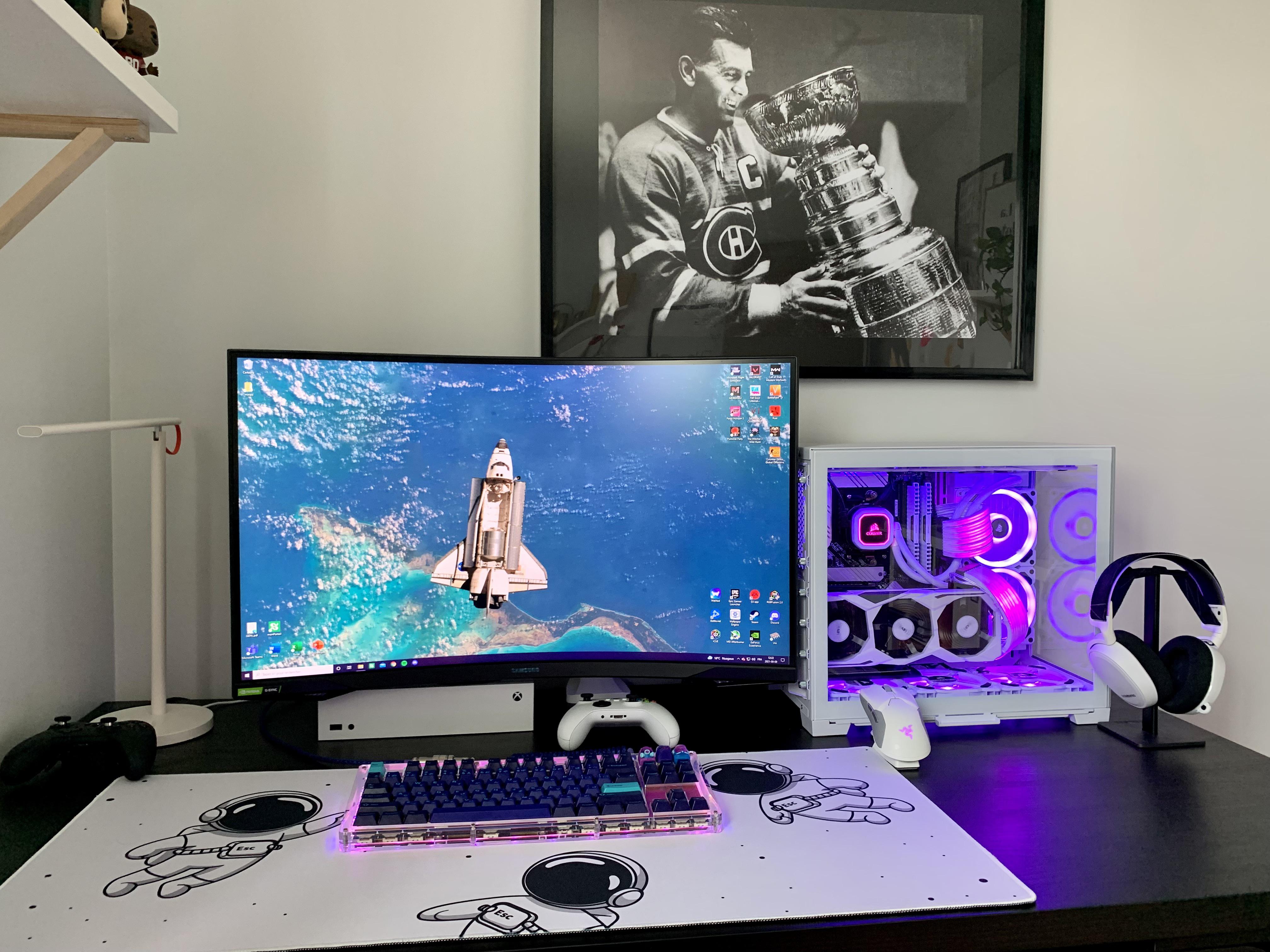 My setup for college | Scrolller