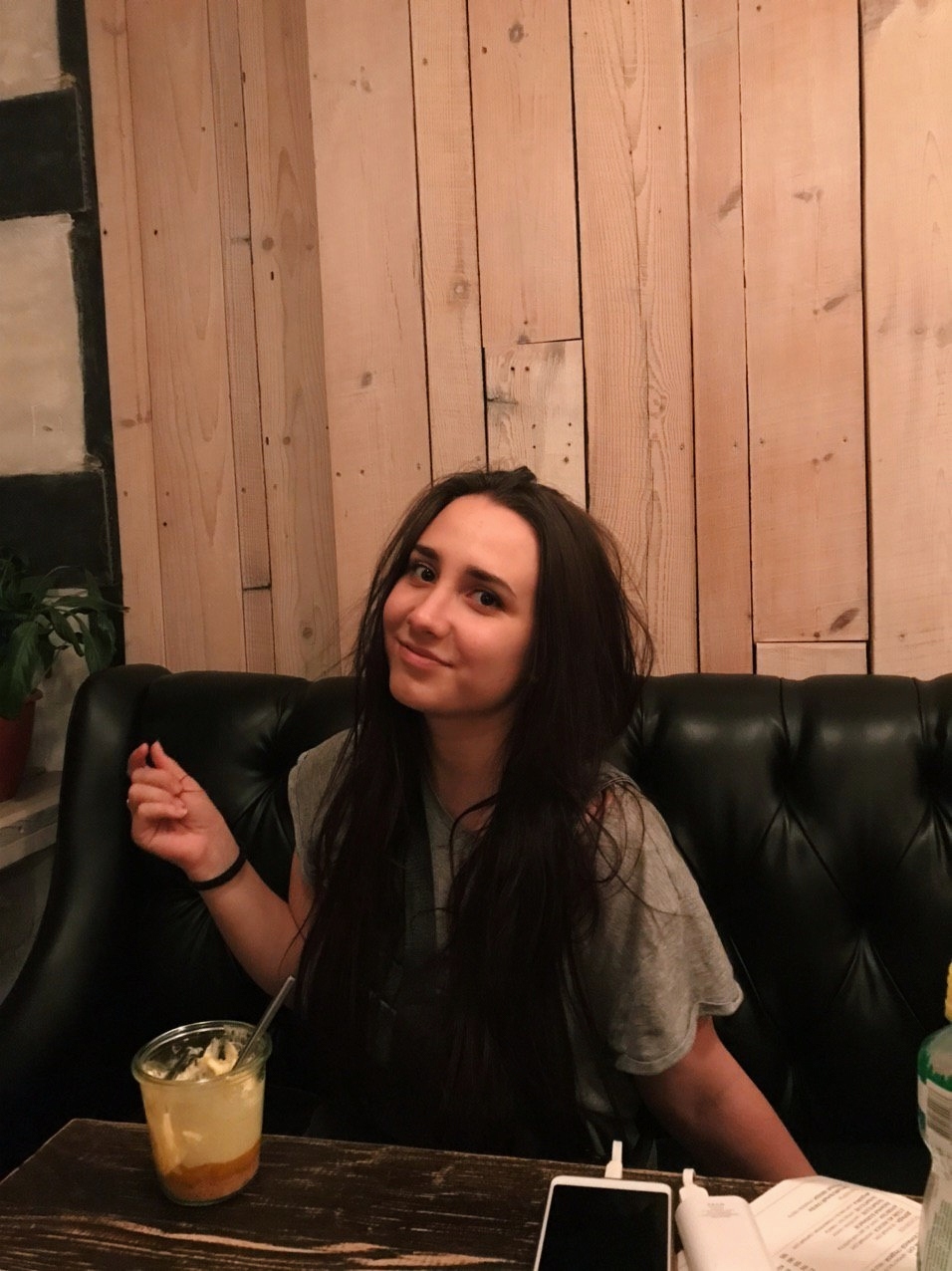 My sis 19 y/o | Scrolller