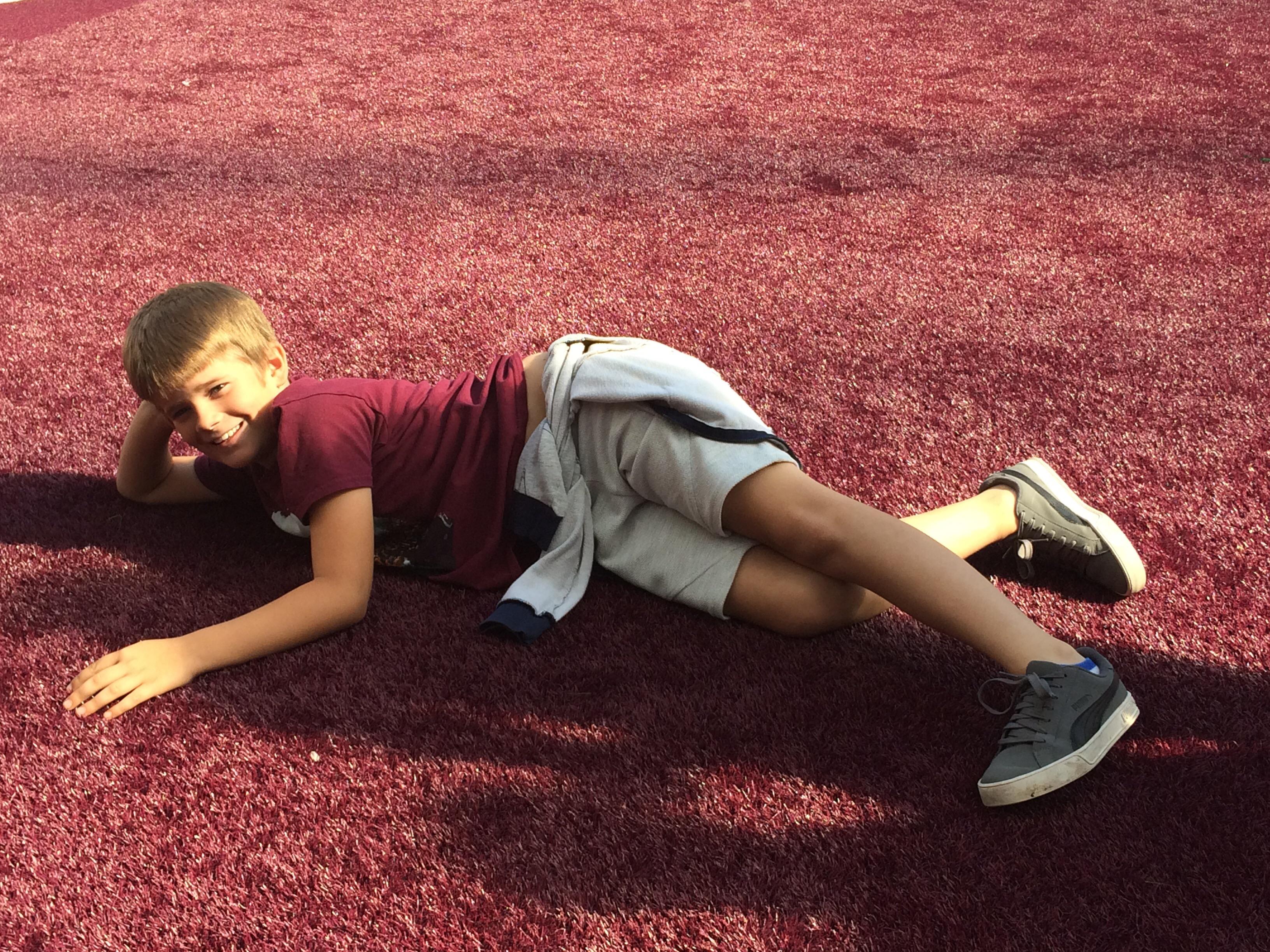 My son giving it the full Antonio on THE Claret Carpet | Scrolller