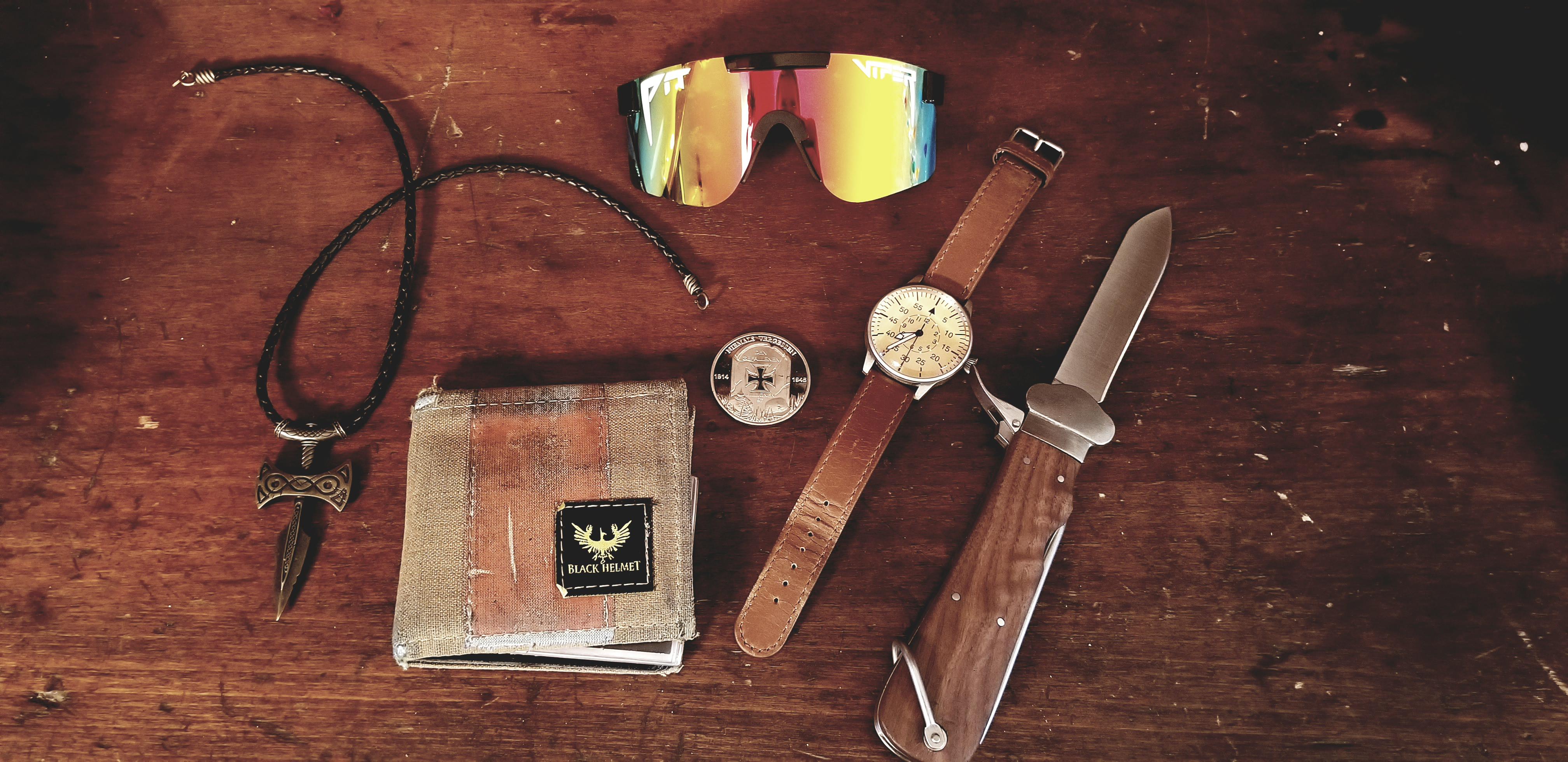 My thematically corrupt EDC | Scrolller