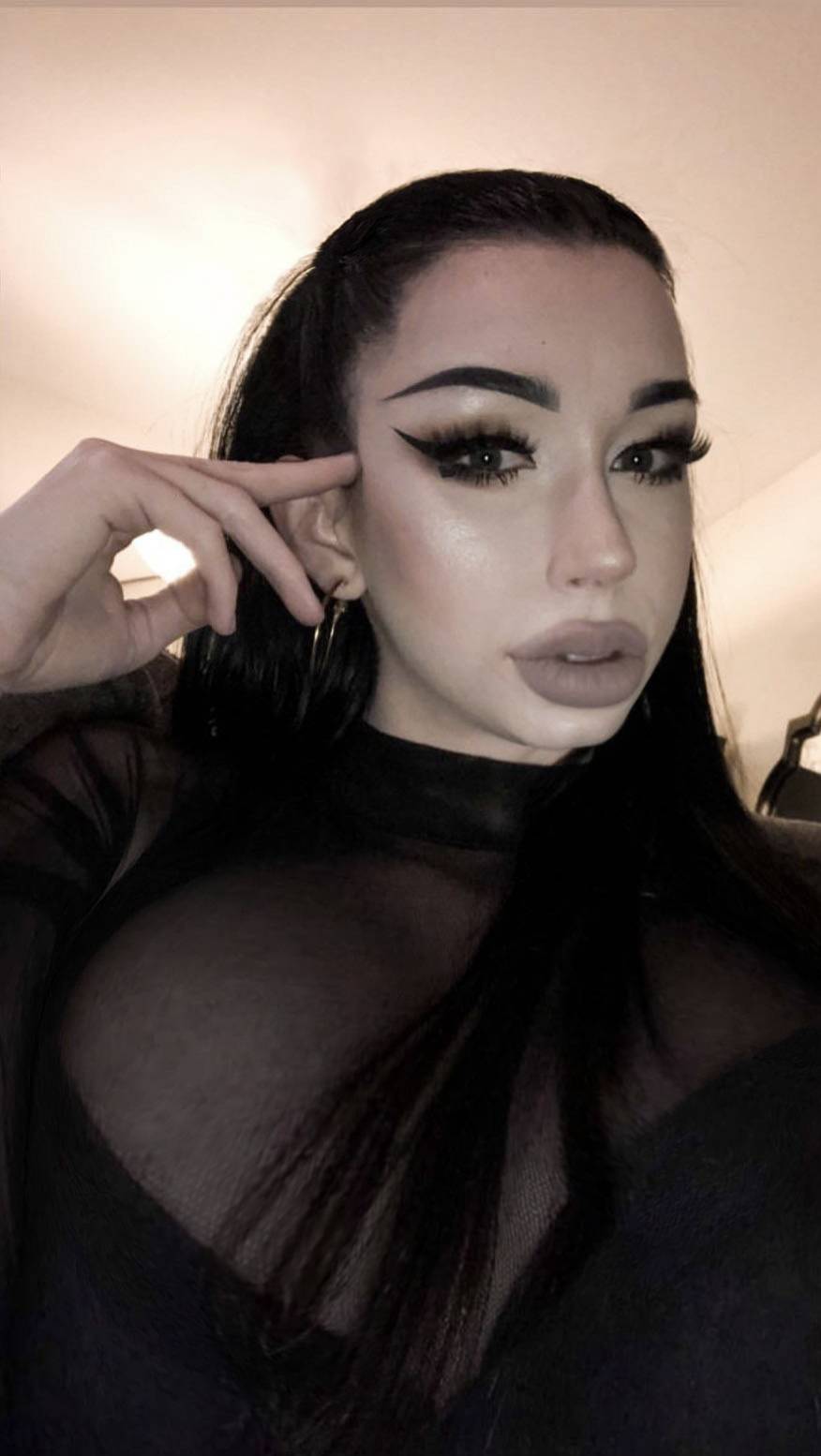 My Vampire Bimbo Aesthetic is Powerful | Scrolller