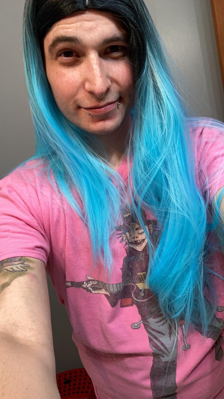 My very first wig; learning to express myself | Scrolller