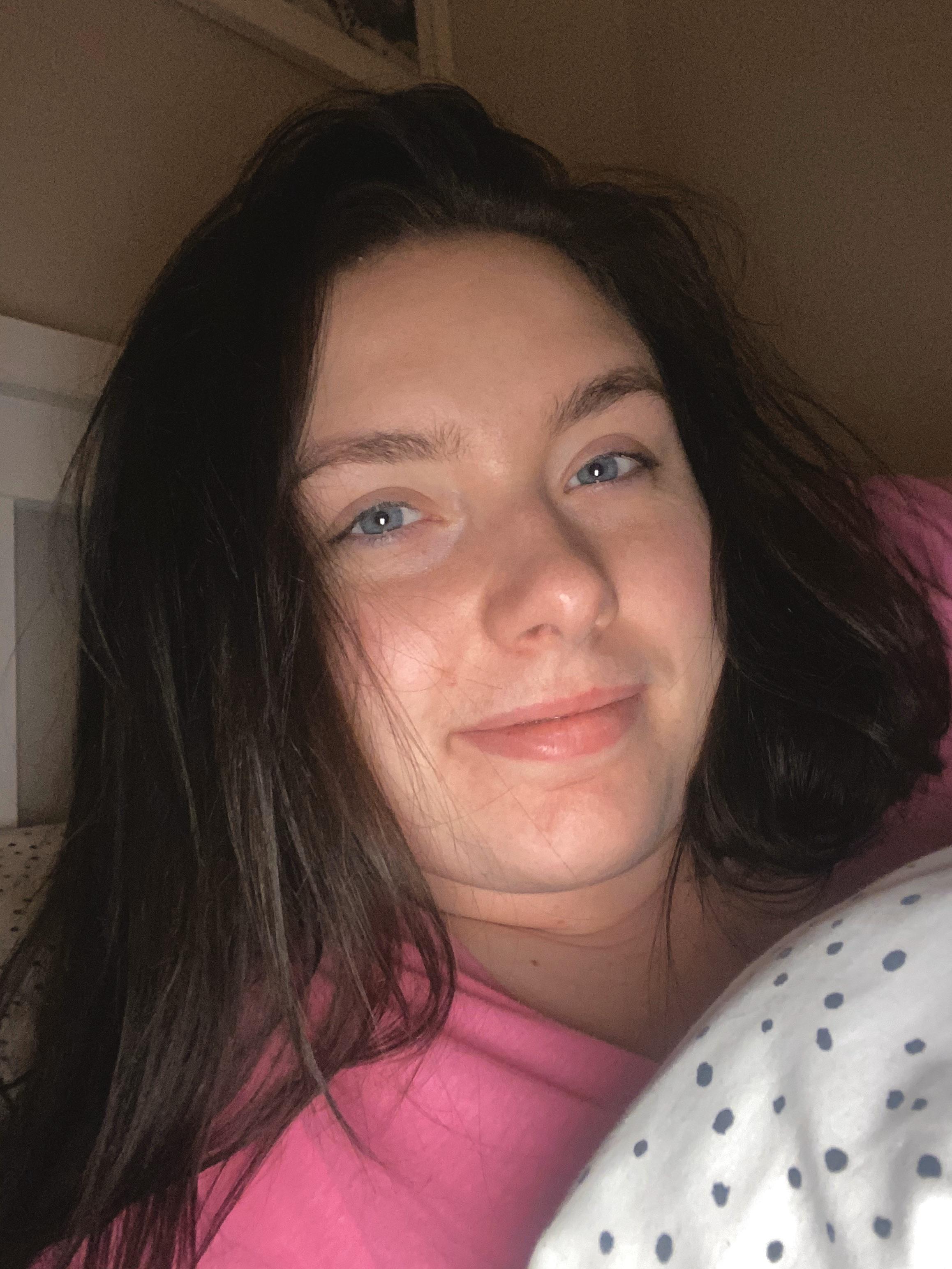 My very tired and ready to sleep face! | Scrolller