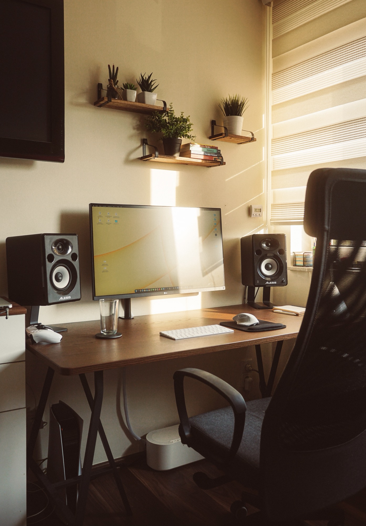 My video editing & gaming setup | Scrolller