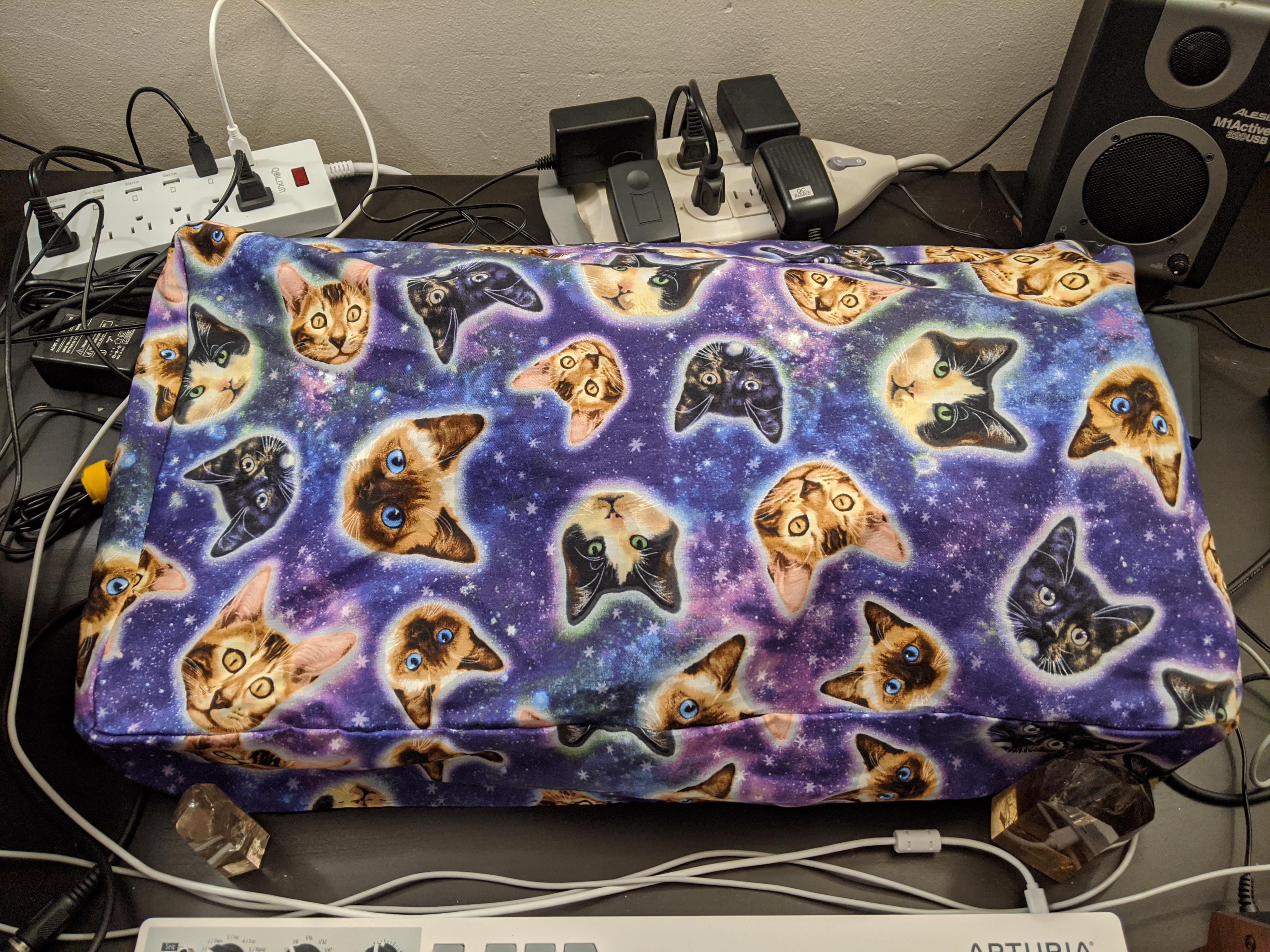 My wife made me a dust cover for my eurorack case! | Scrolller