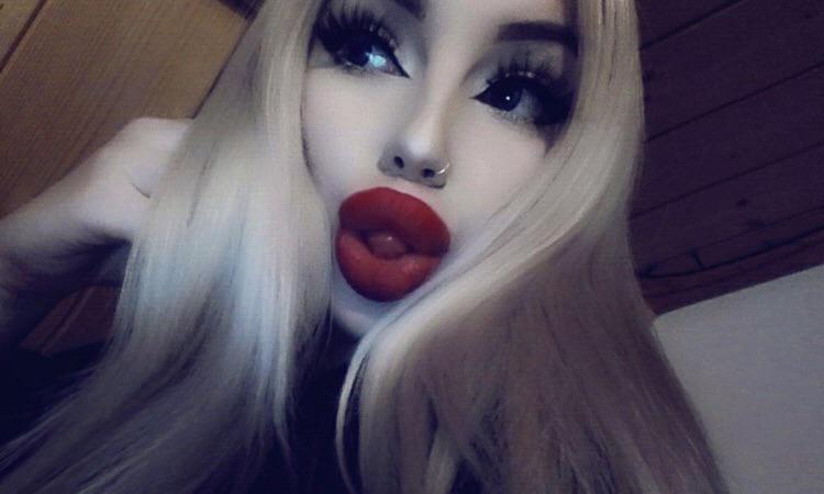 myy perfect red lips👸🏼💋🔥 | Scrolller