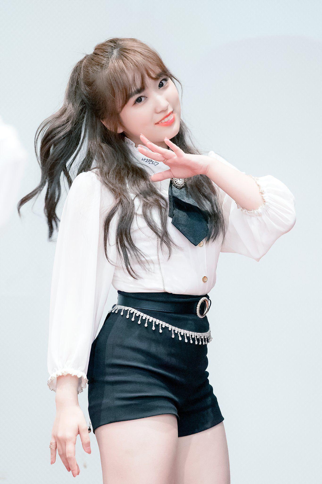 Nako ! ☆~ | Scrolller
