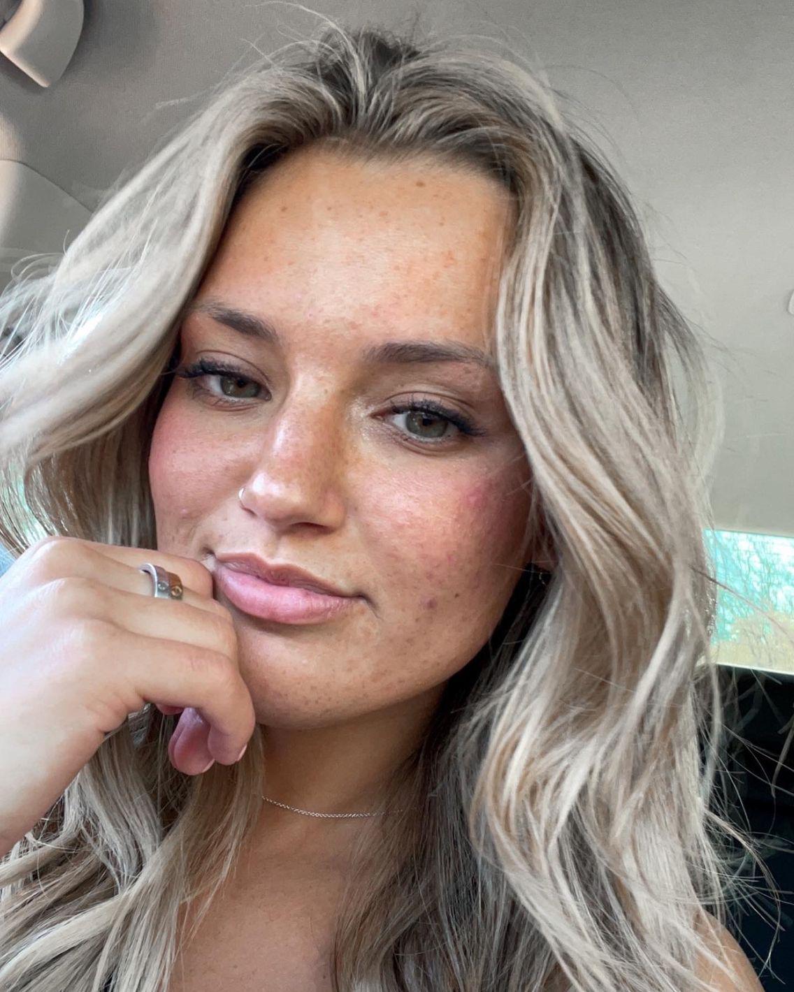 Name Unknown [irtr] | Scrolller