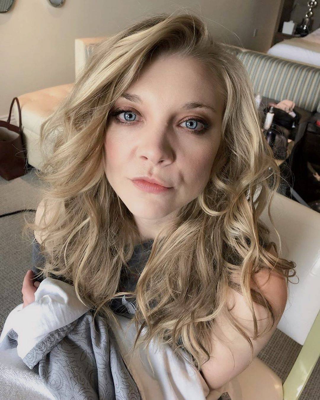 Natalie Dormers Face Waits For Cum Scrolller