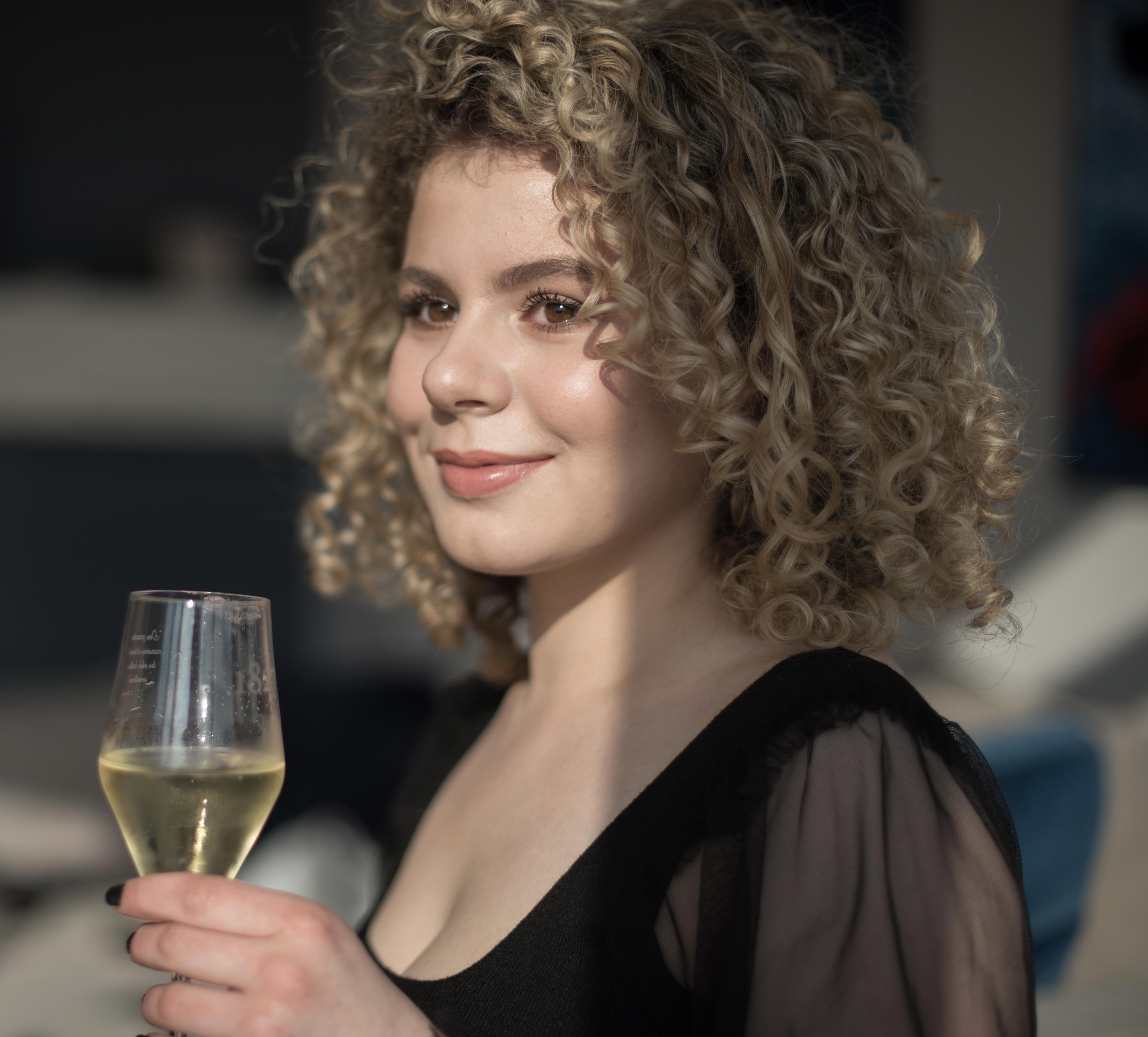 Natural curls (self) | Scrolller