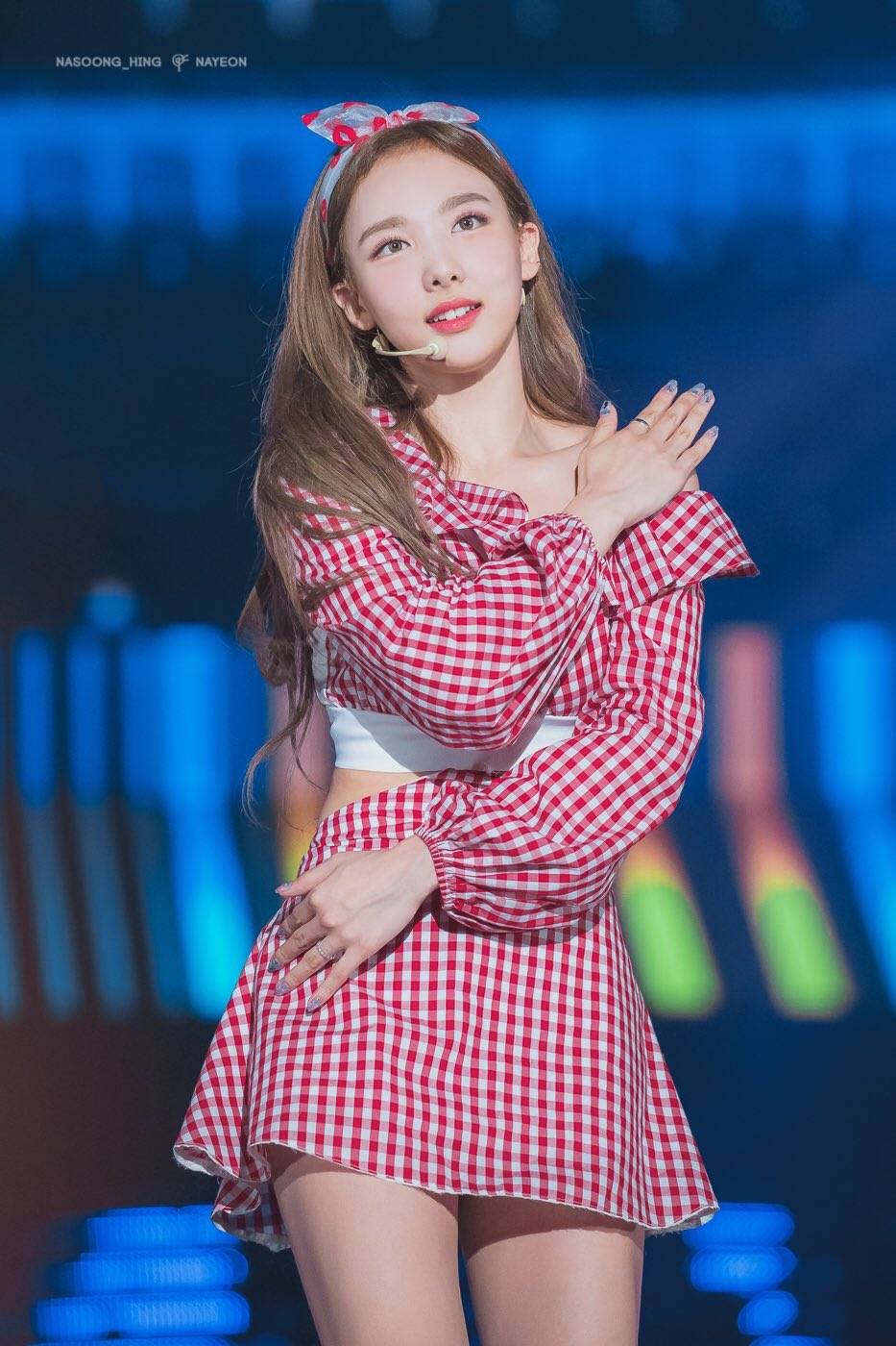 Nayeon | Scrolller