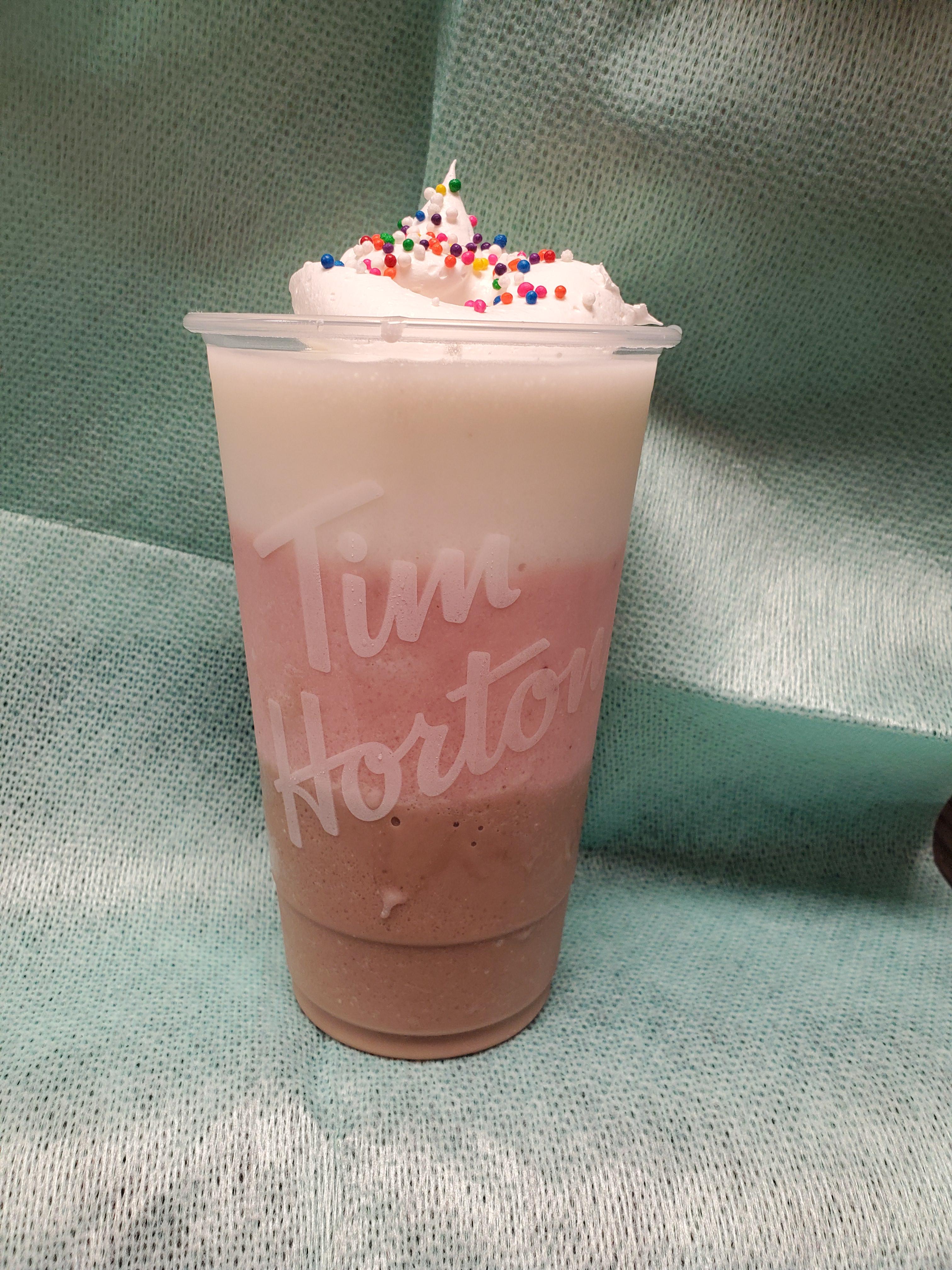 Neapolitan iced capp😍😍 | Scrolller