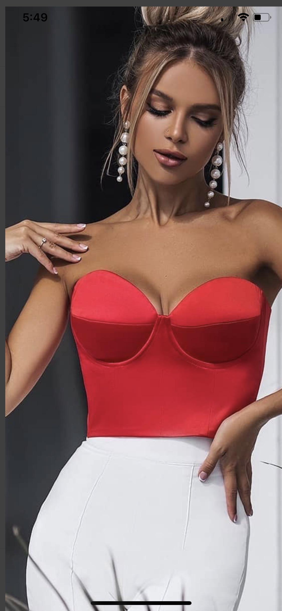 neck goals 😍 | Scrolller