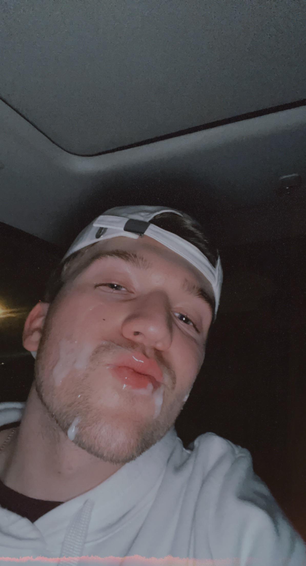 Need a straight/alpha/dom to do this to me !! Hmu and use me | Scrolller