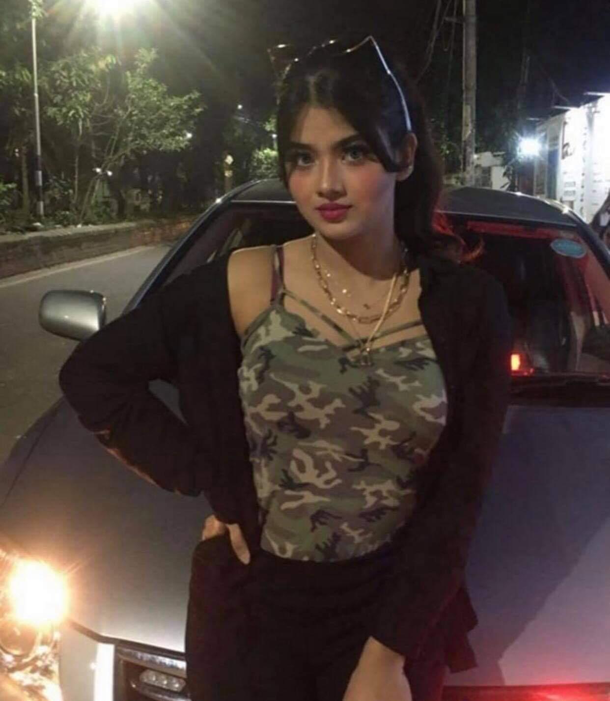 Need Safia Simi’s collection. | Scrolller