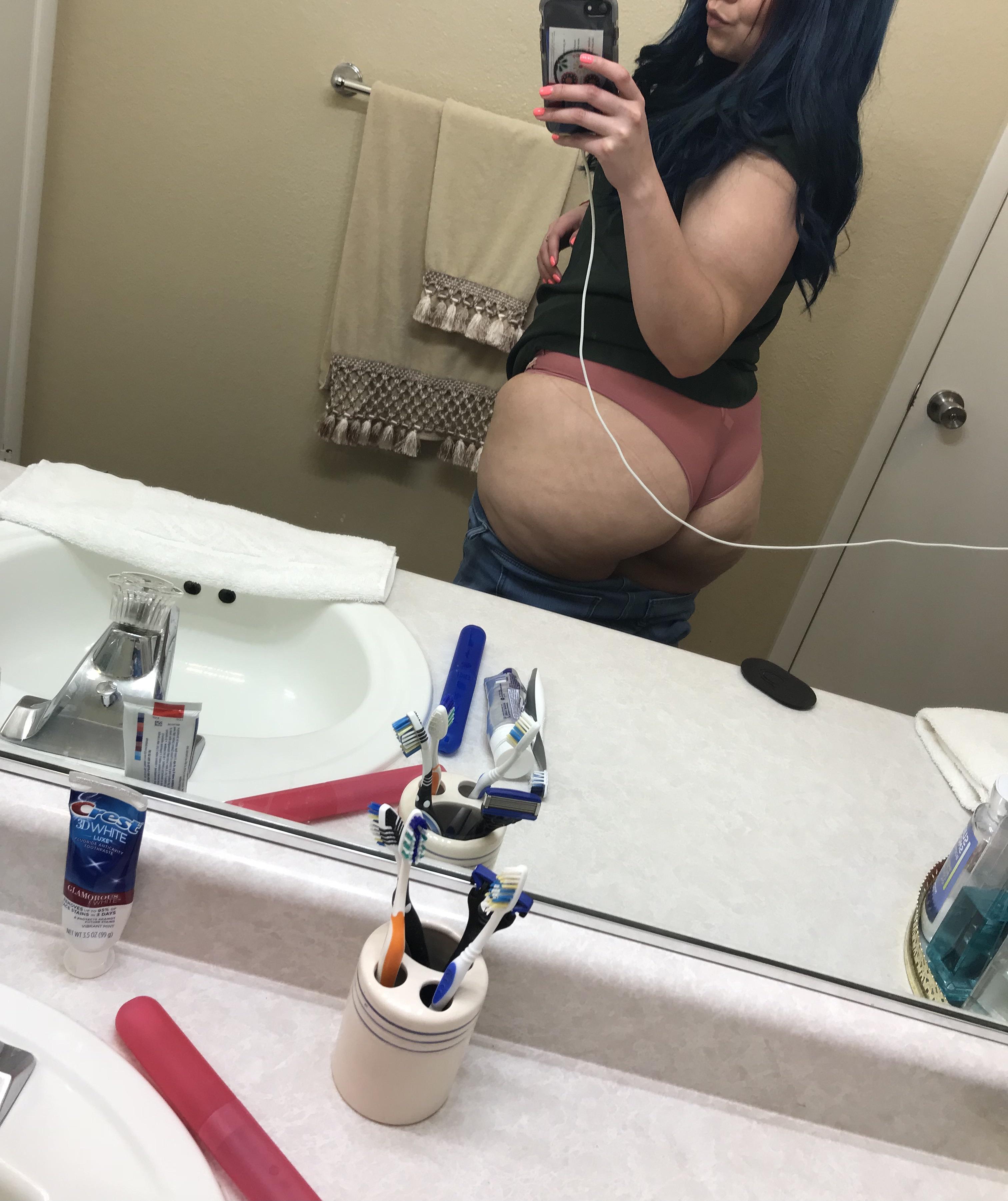 Neighbor wanted to see what’s wrong with my pipes before he came to fix them | Scrolller