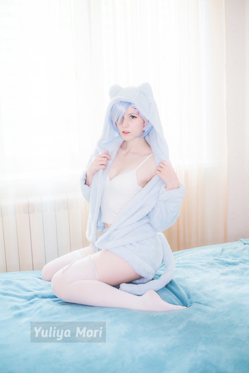 Neko Rem from Re:zero cosplay by Yuliya Mori | Scrolller