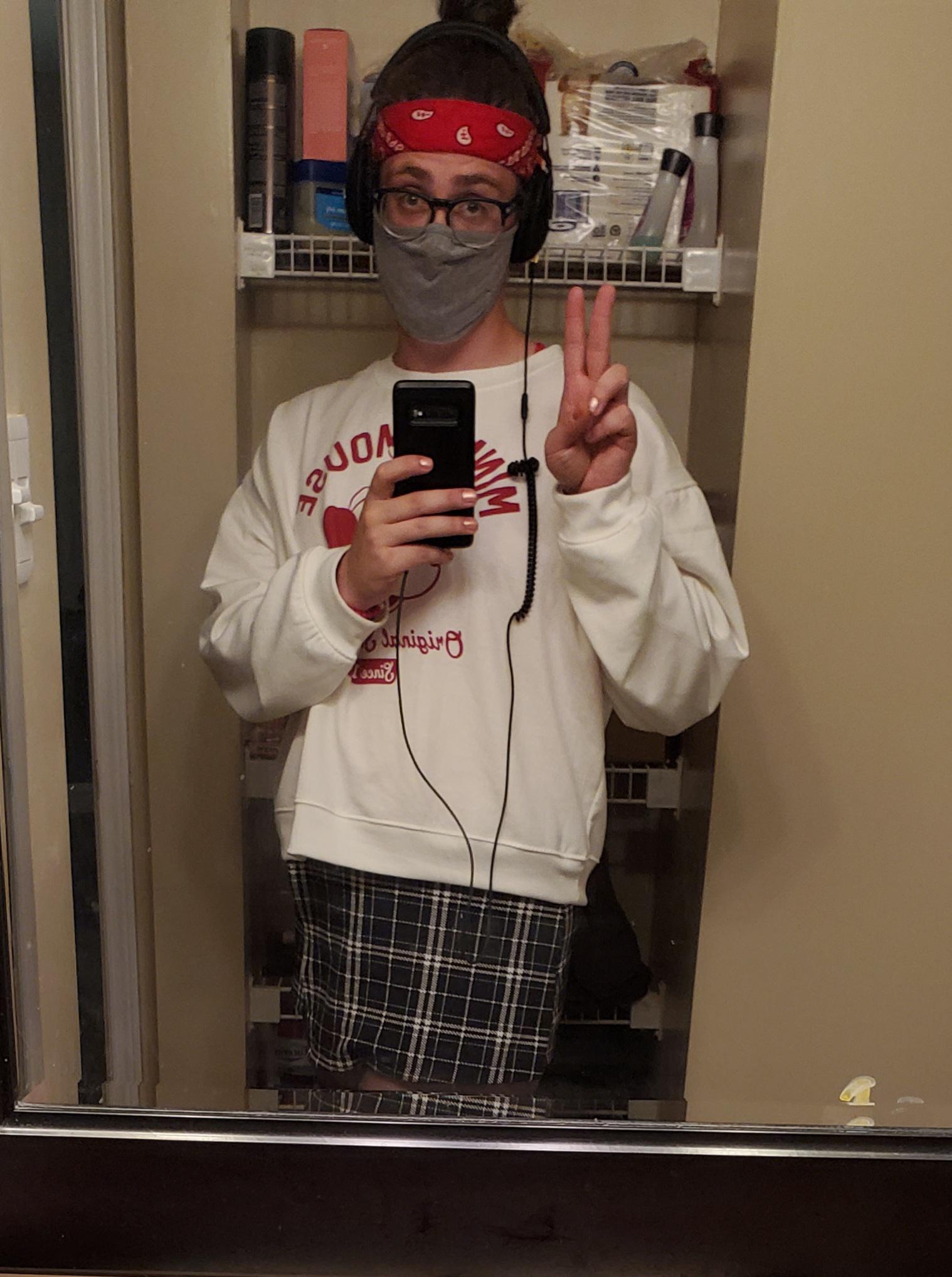 Netflix and chill? | Scrolller