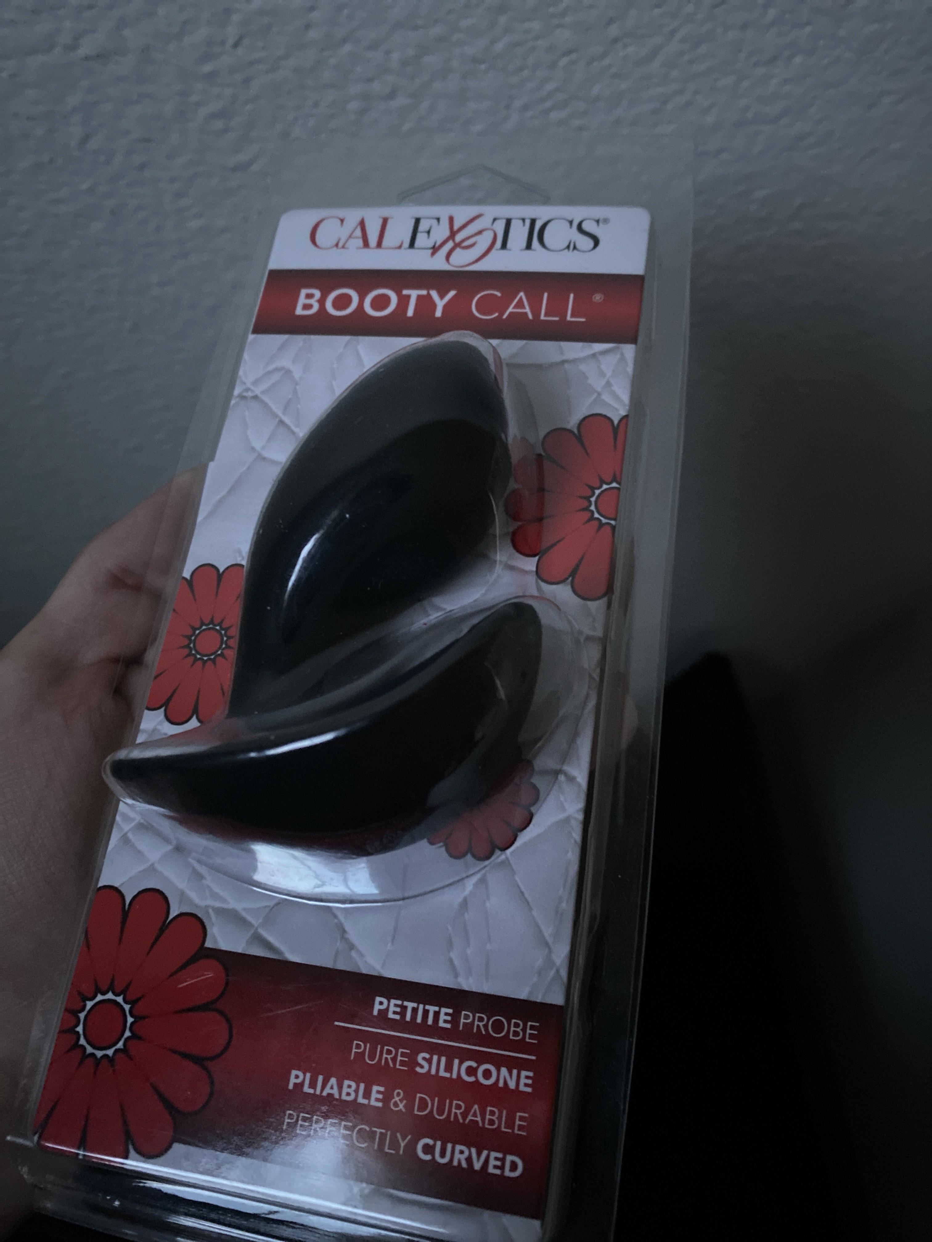 Never tried anything with my prostate, I hear the orgasm is better... I hope Someone is down to ...