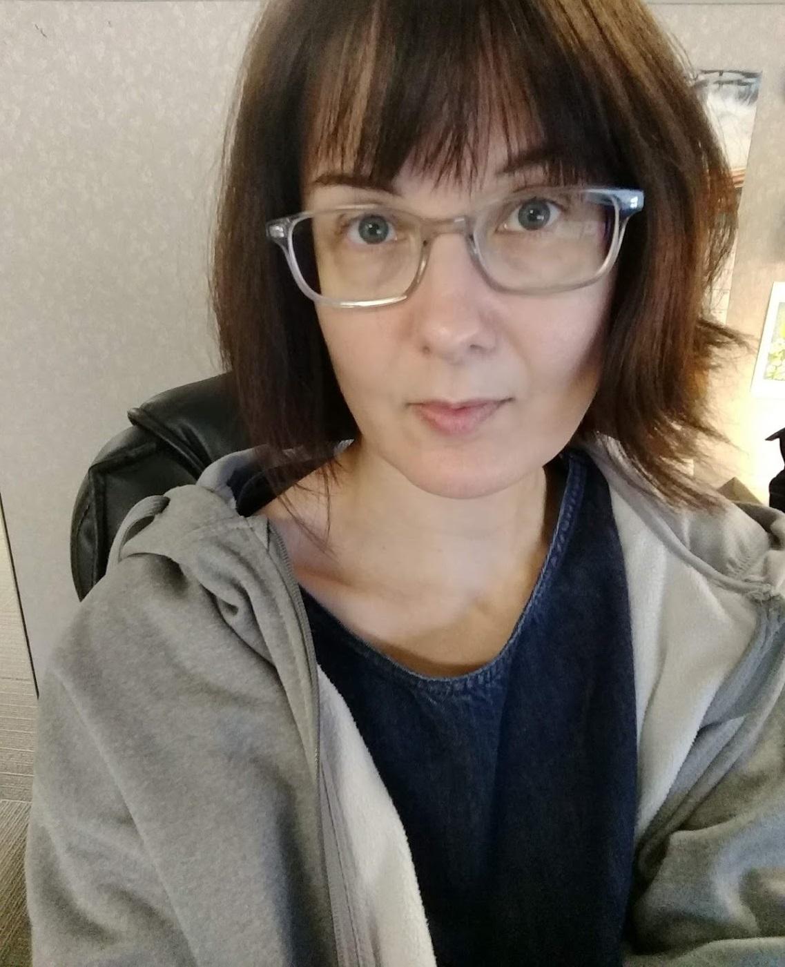 New glasses - 44F | Scrolller