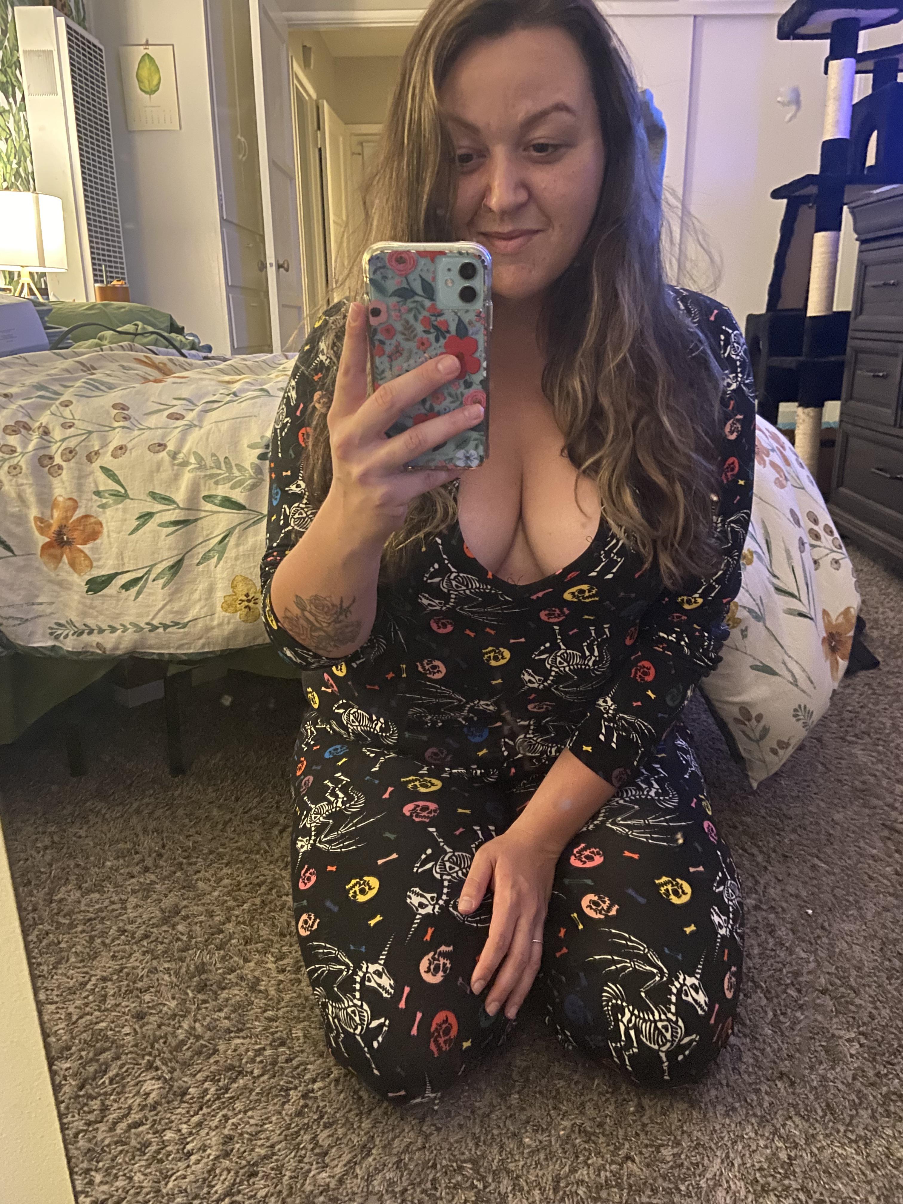 New Halloween onesie on- who’s ready to cuddle?! 👻😉 | Scrolller