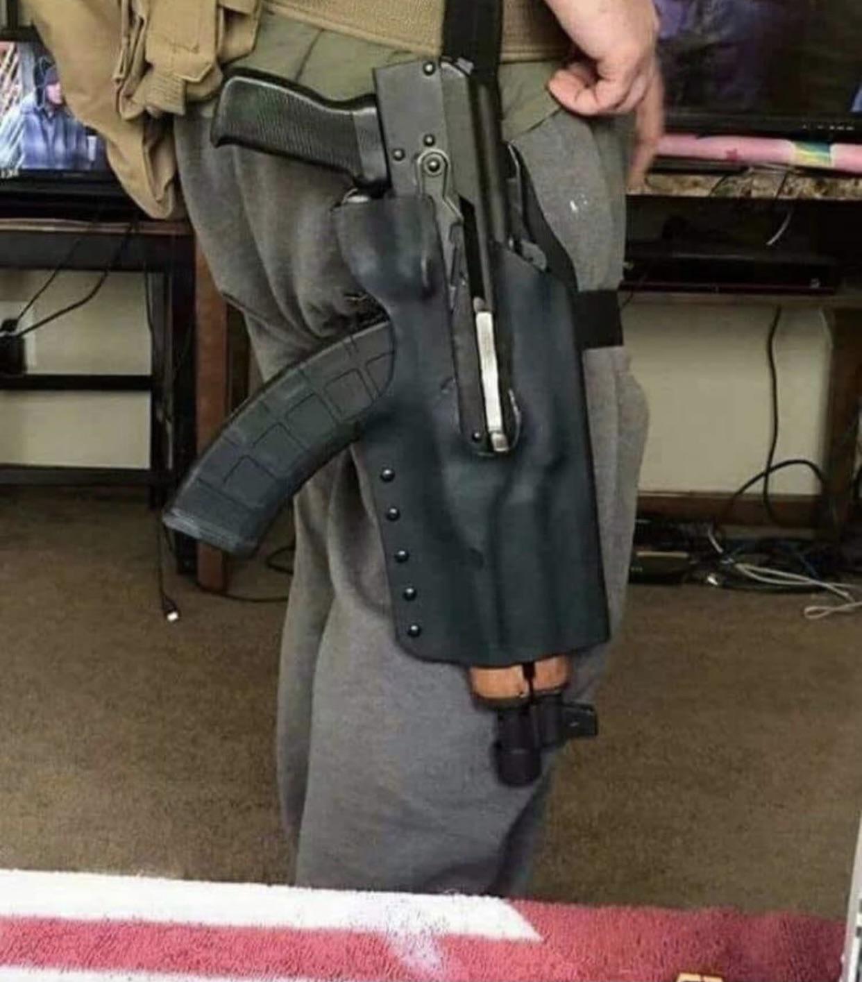 New holster you guys like? | Scrolller