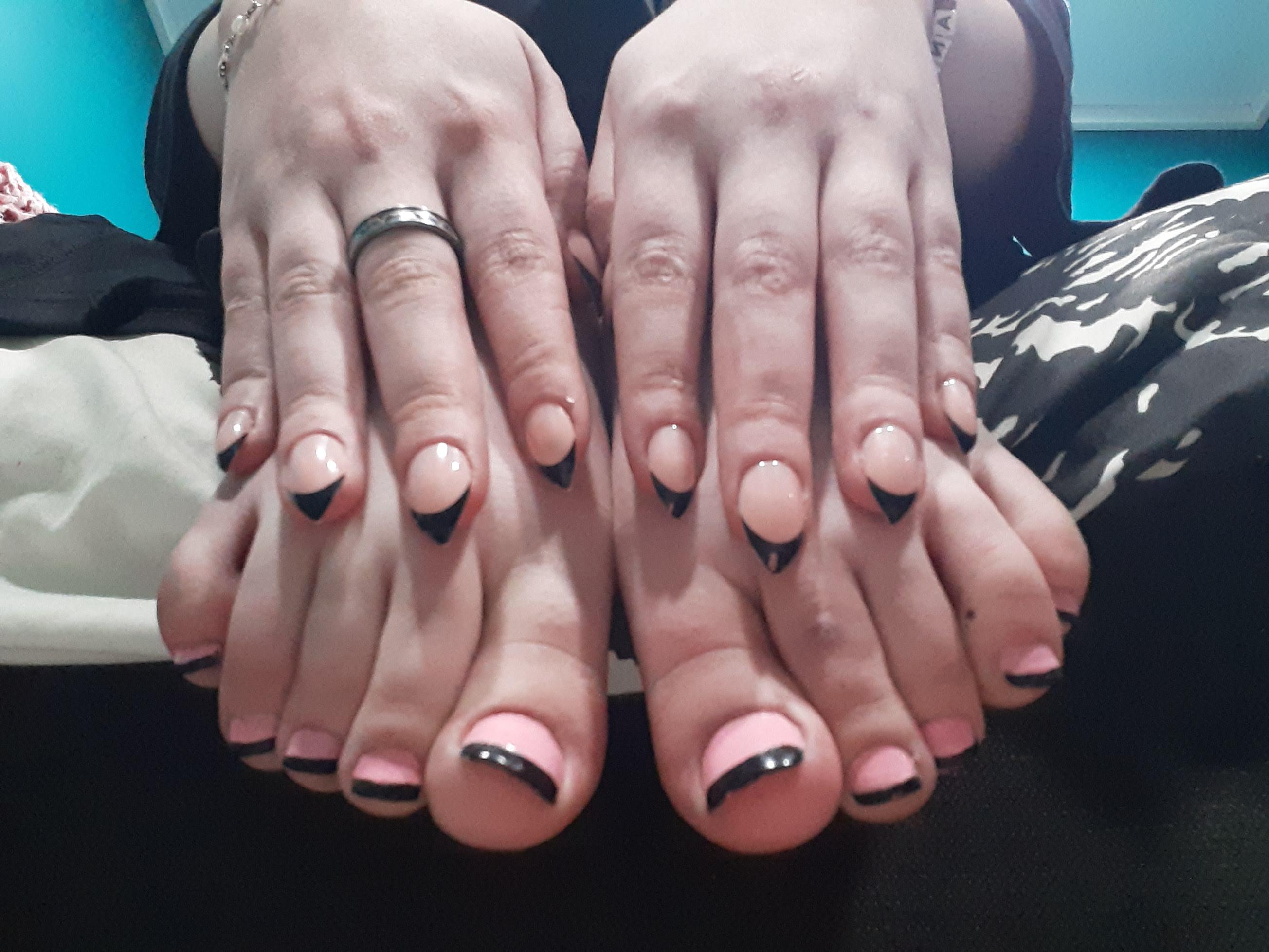 Peep the new set 😍 | Scrolller