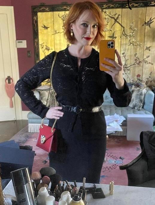 New pic from her Instagram. Yep, still stunning. | Scrolller