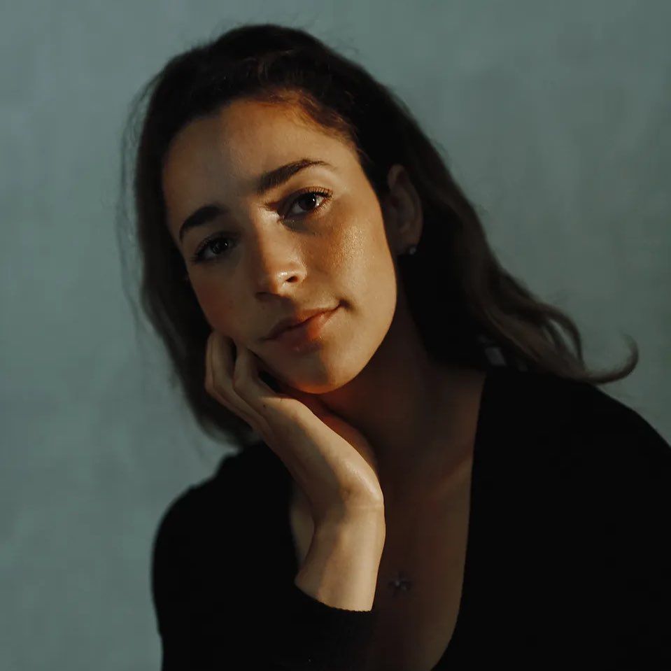 new pic from her interview in the New Yorker | Scrolller