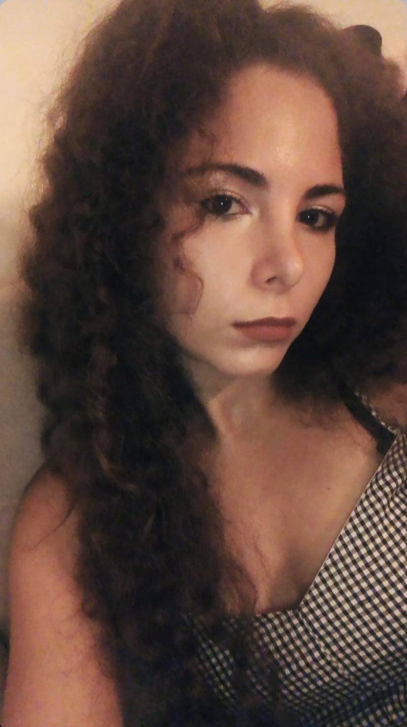 New selfie. Any thoughts? 🖤(25F) | Scrolller