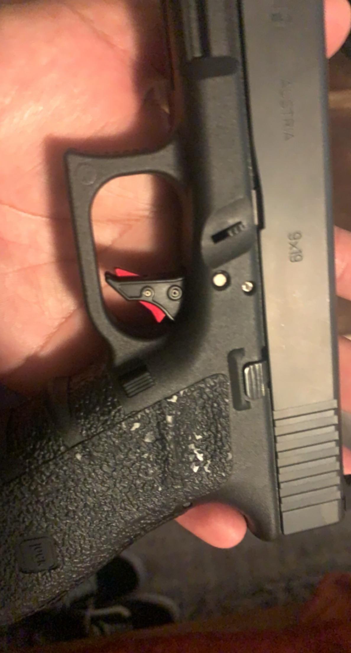 New trigger, who Dis 😂 | Scrolller