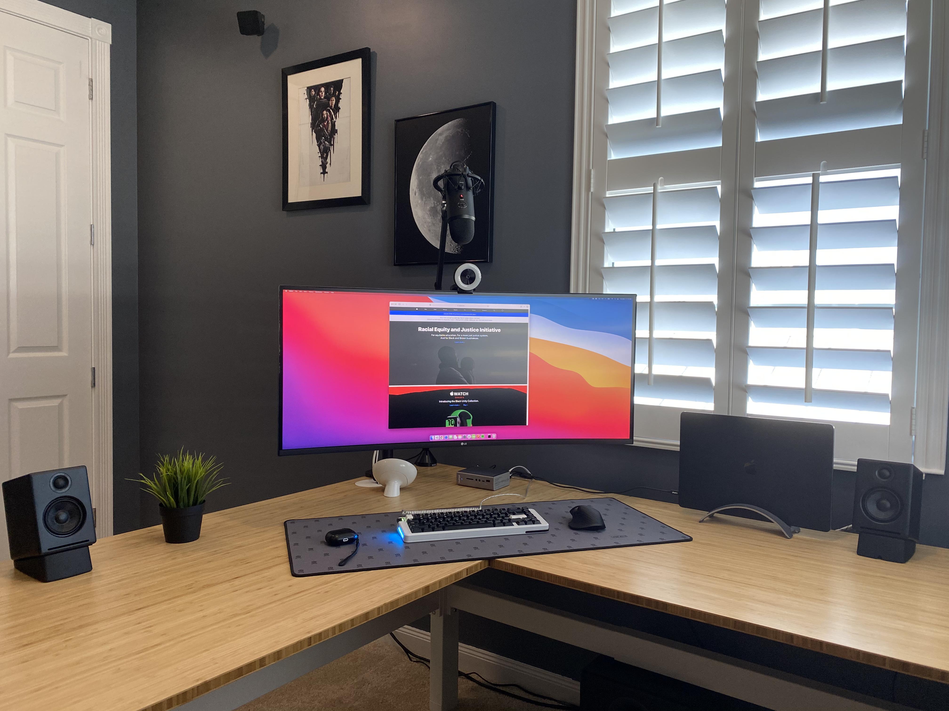 New Year, New Setup | Scrolller