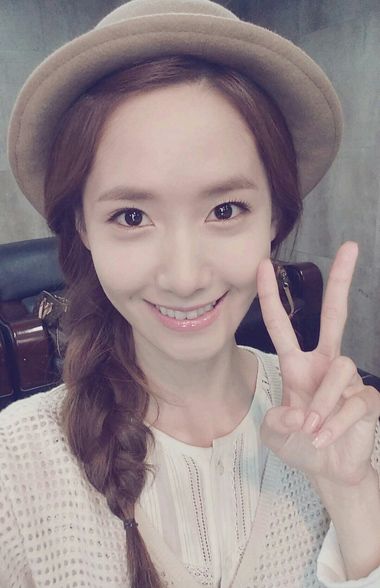 New YoonA selce + message on Girls' Generation official website | Scrolller