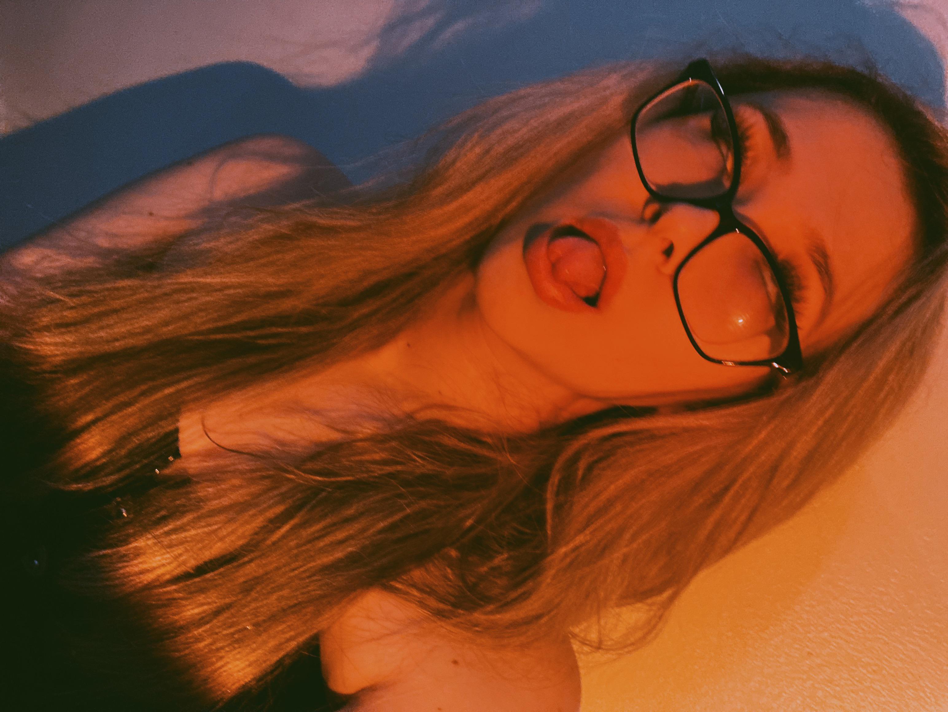 Newbie 🥰 | Scrolller