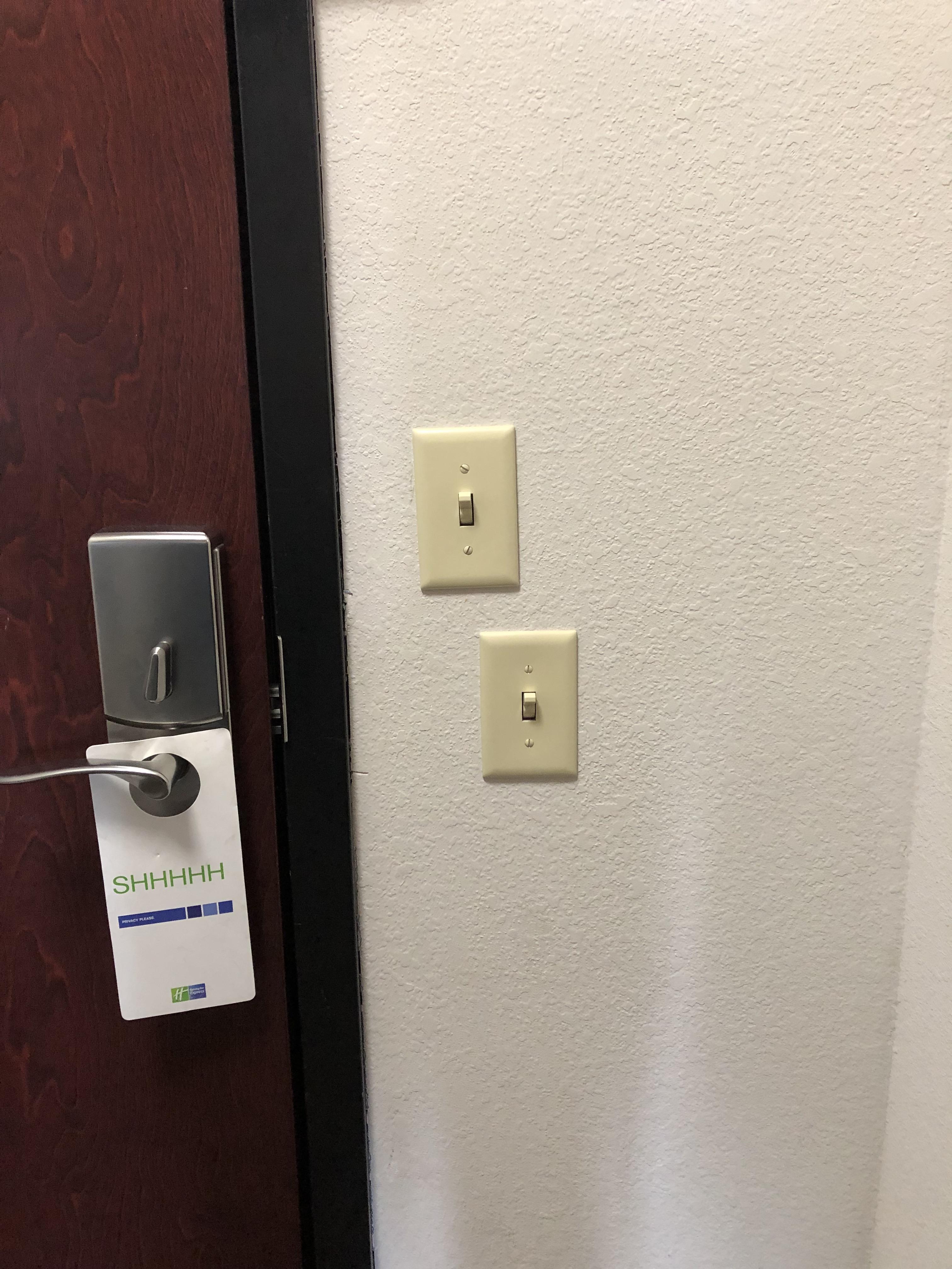 Nice alignment here | Scrolller