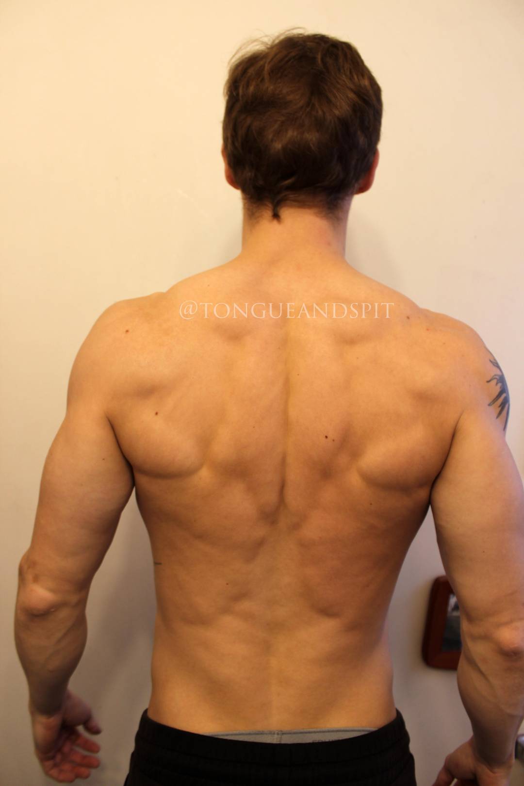 Nice Back Muscles | Scrolller
