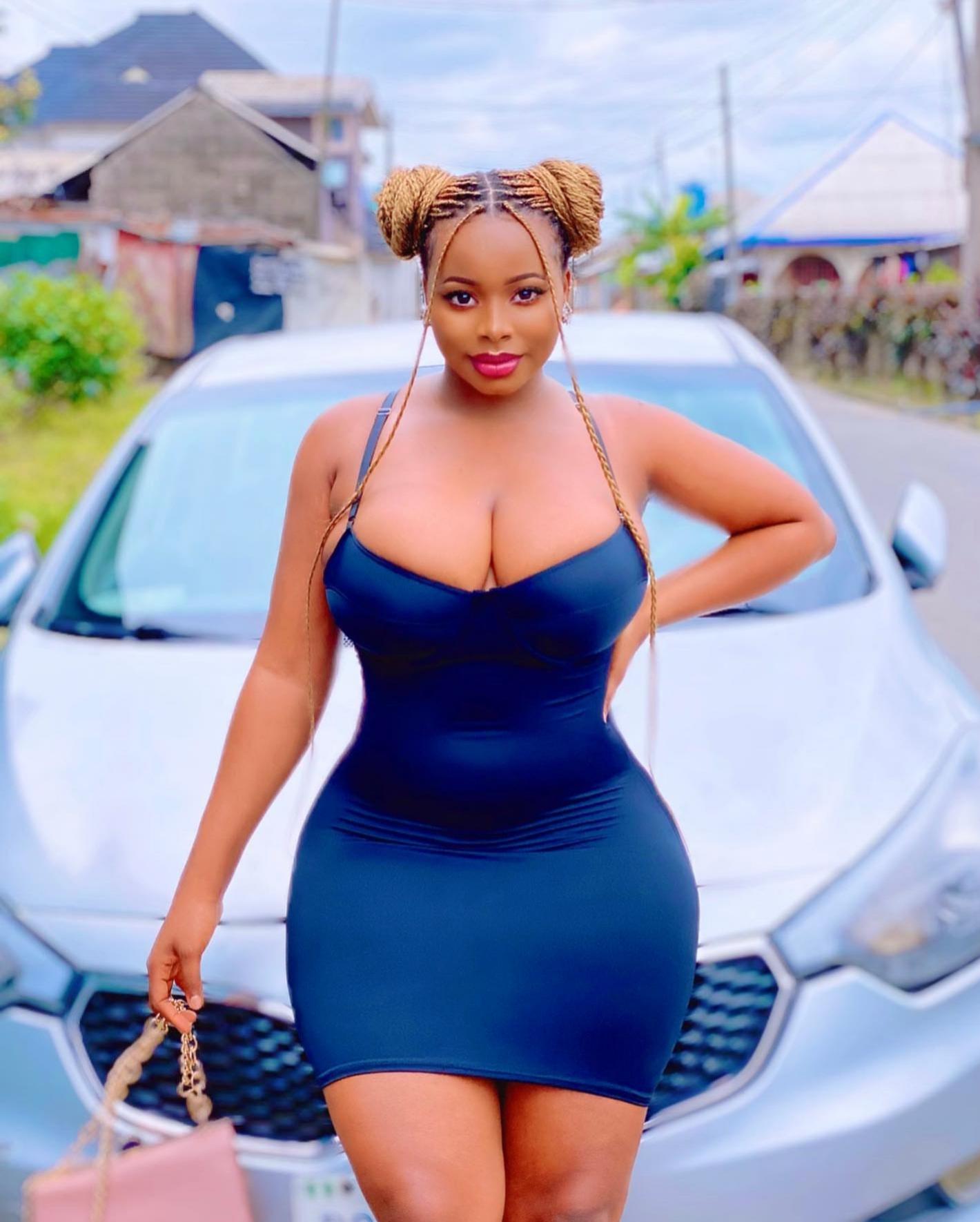 Nice curves | Scrolller