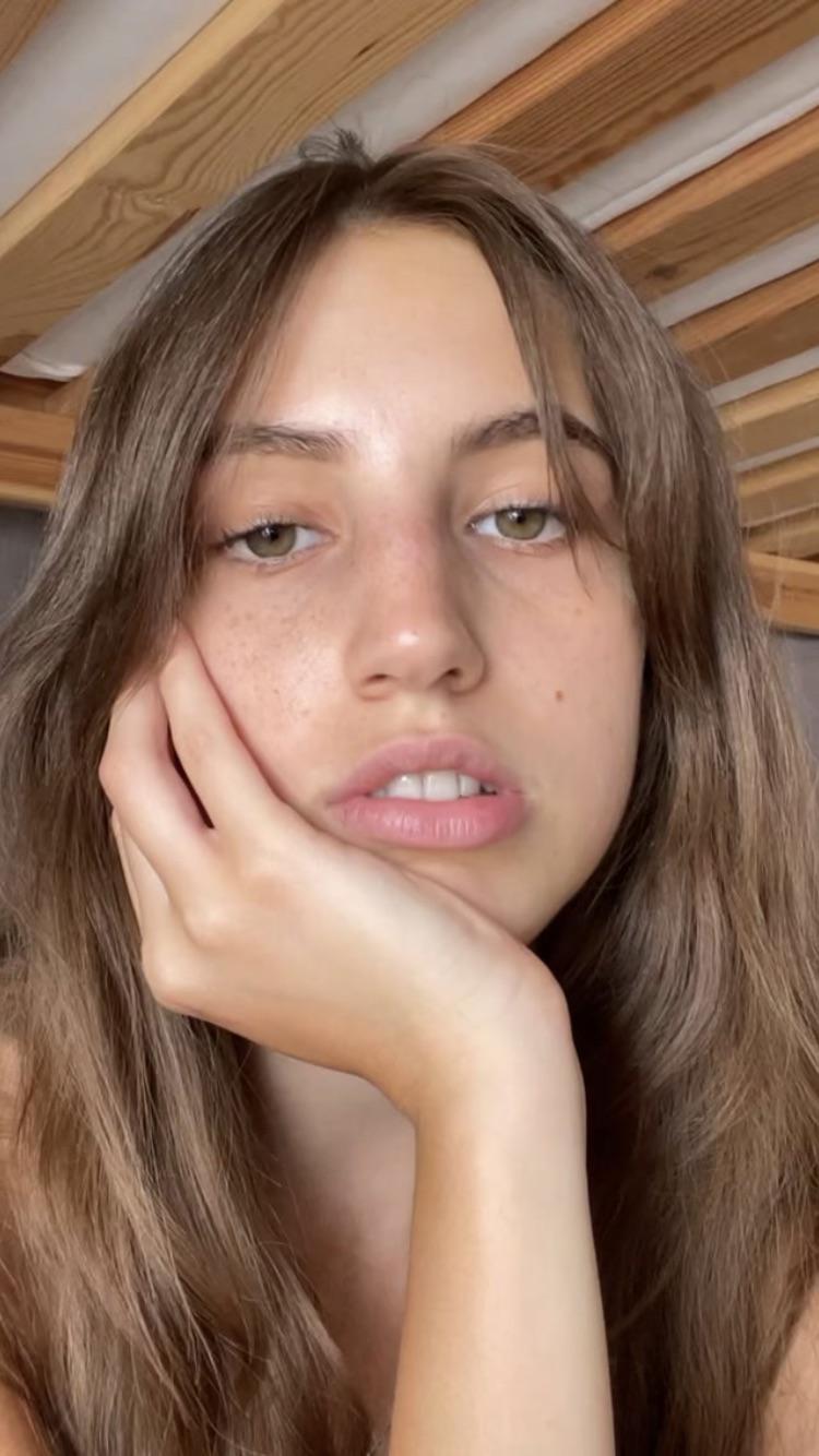 Nice Face ;) | Scrolller