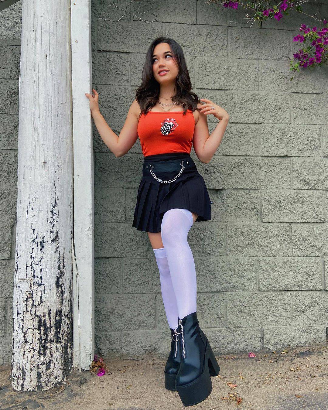 Nice Outfit | Scrolller