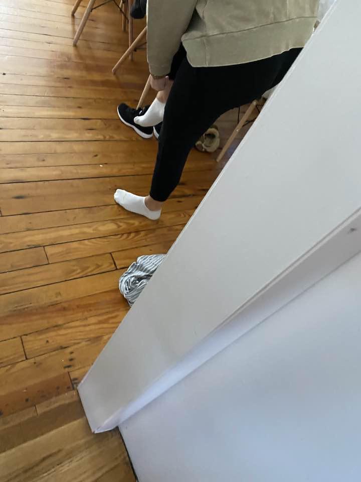 Nice white socks | Scrolller