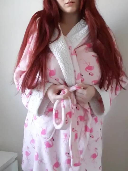 Nicolebun In Da Flamingo Robe, Looking Hella Fresh | Scrolller
