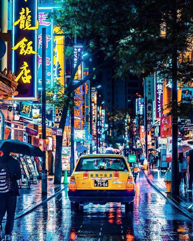 Night in tokyo | Scrolller