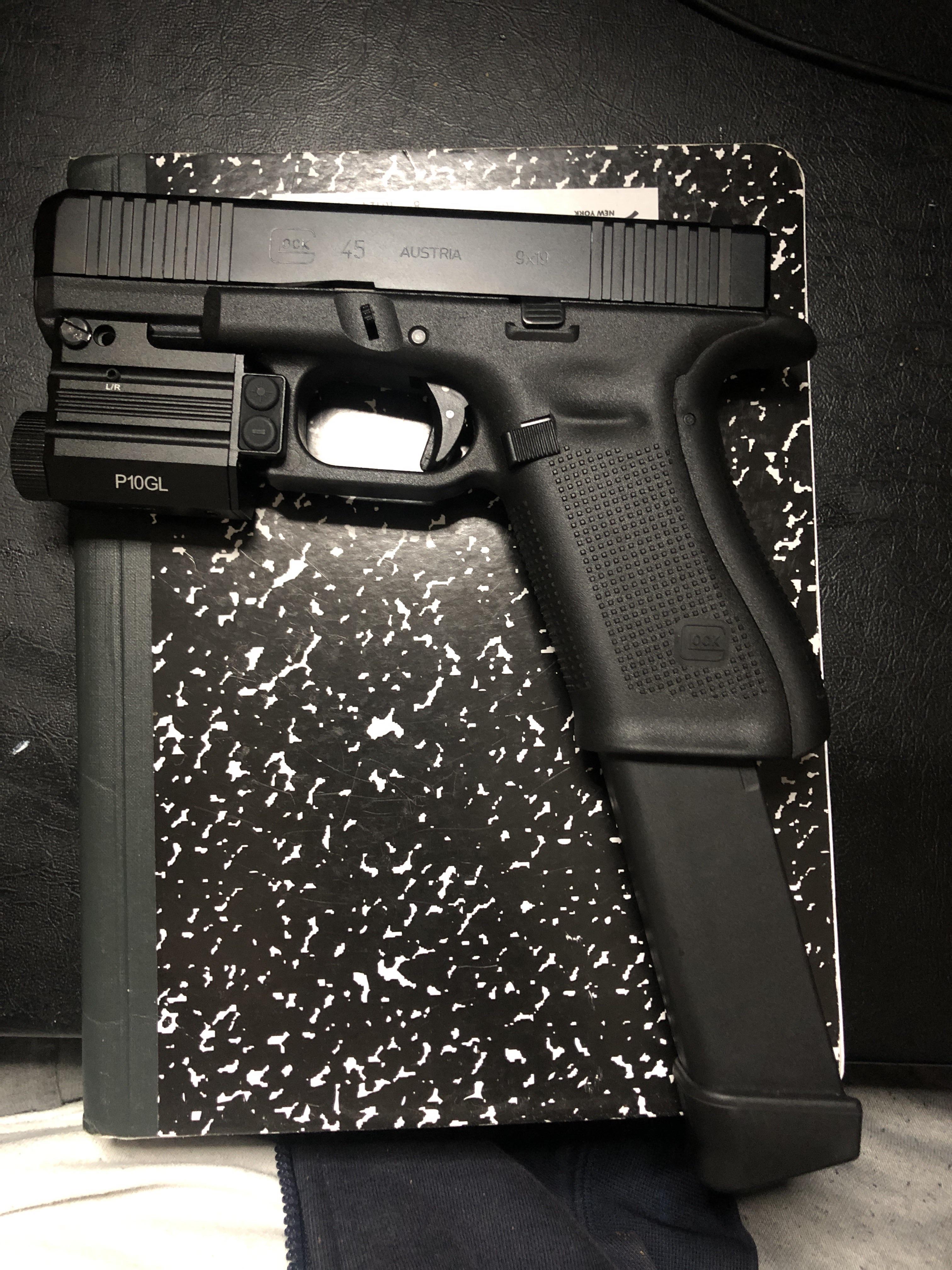 Night stand G45 with 31rd Glock mag #2A | Scrolller